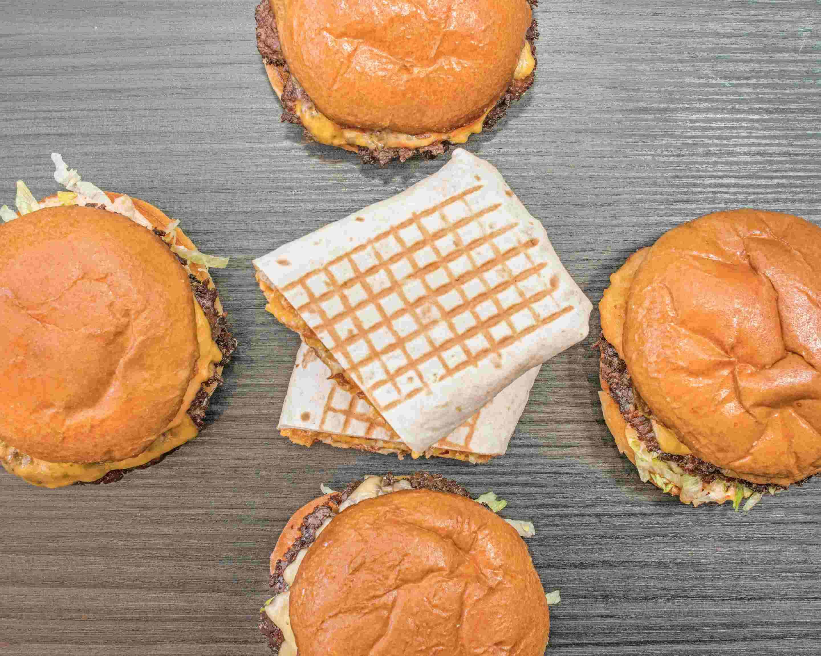 Beställ från Street Fam – meny och priser – hemkörning i Malmö | Uber Eats