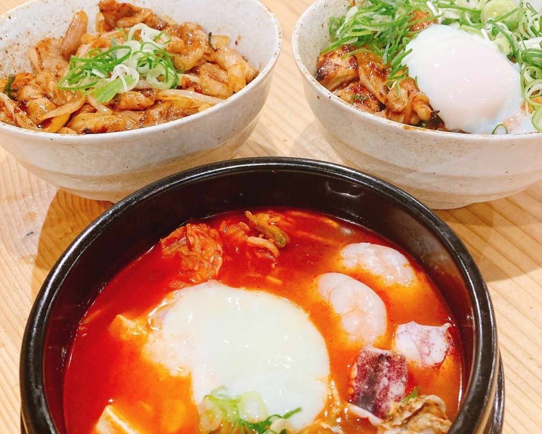 【韓国丼・スンドゥブチゲ専門店】ウォン kankokudonburi swundwubutigesennmonnten whon の出前・宅配 ...