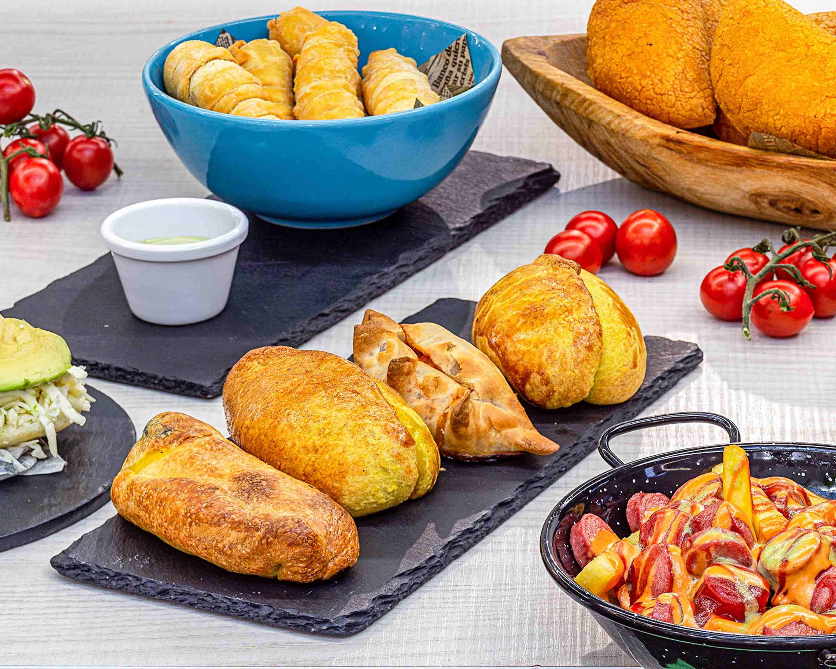 Aji cocina latina Menú a Domicilio【Menú y Precios】València | Uber Eats