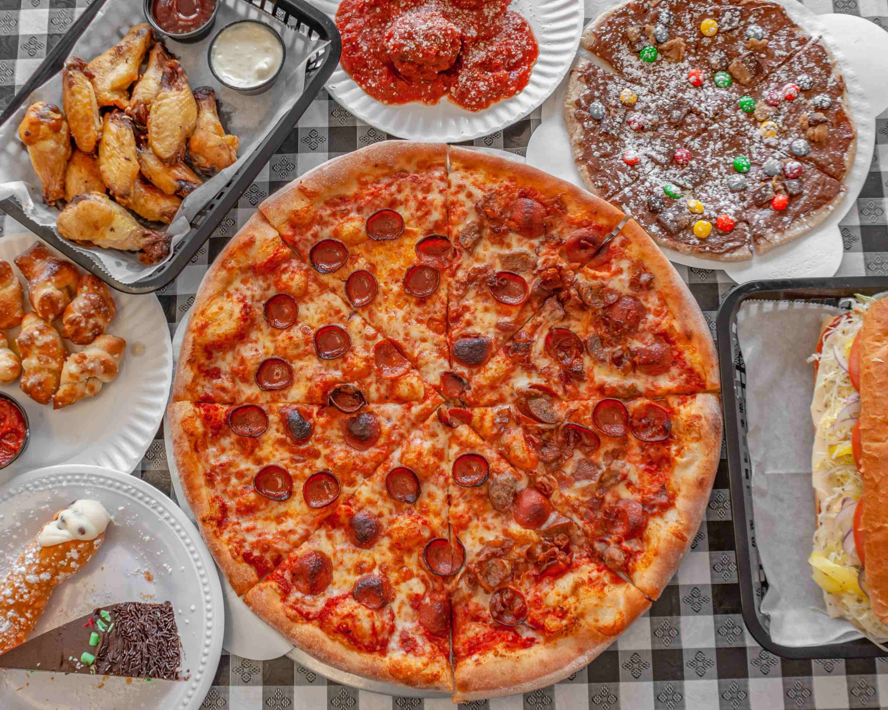 Razzos Pizzeria Menu Clermont • Order Razzos Pizzeria Delivery Online ...