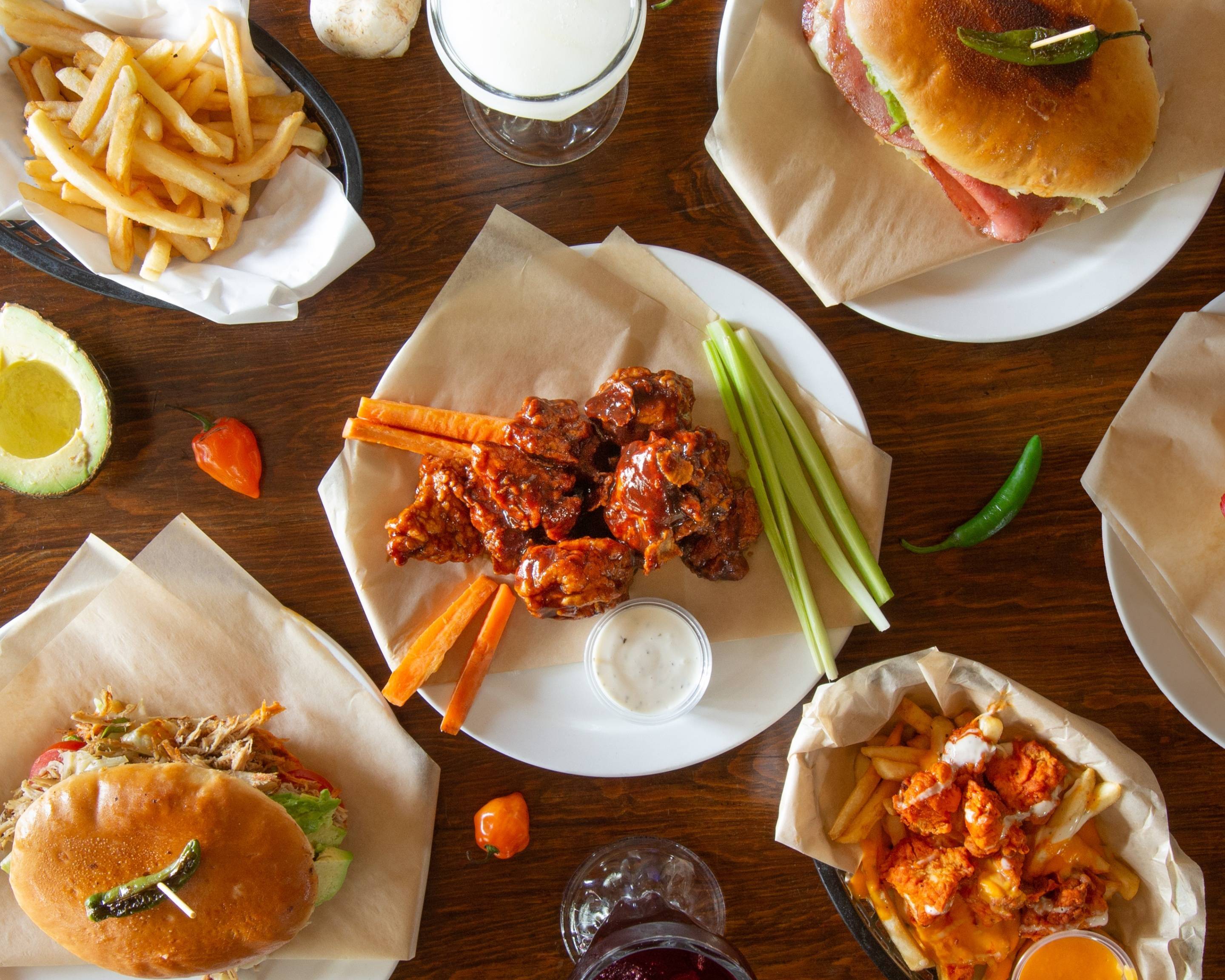 Cesar Burgers a Domicilio en Juárez | Menú & Precios | Uber Eats