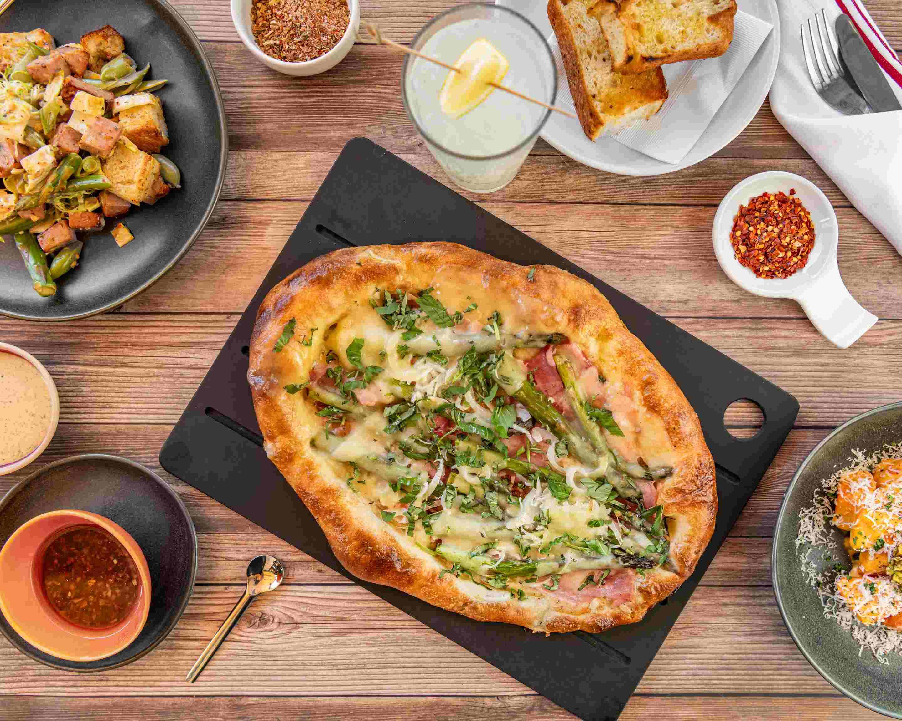 Serious Pie (Totem Lake) Menu Kirkland • Order Serious Pie (Totem Lake ...