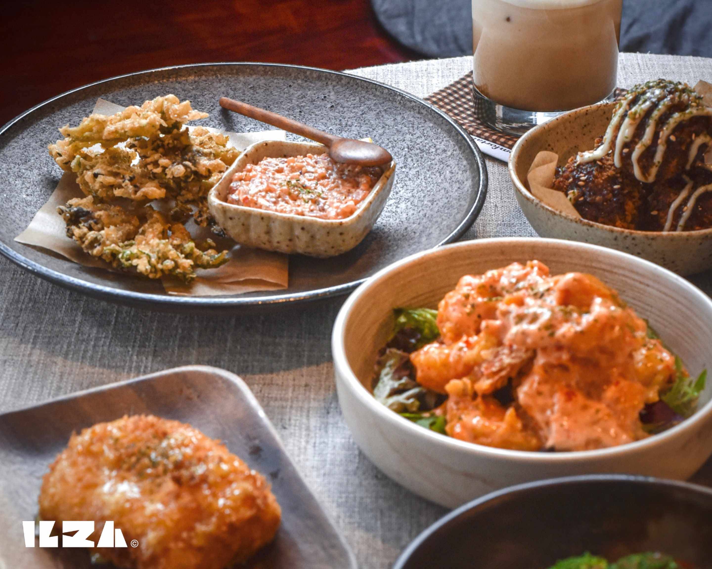 Order Ilza Japanese Cafe (Vermont) | Menu & Prices | Melbourne Delivery ...