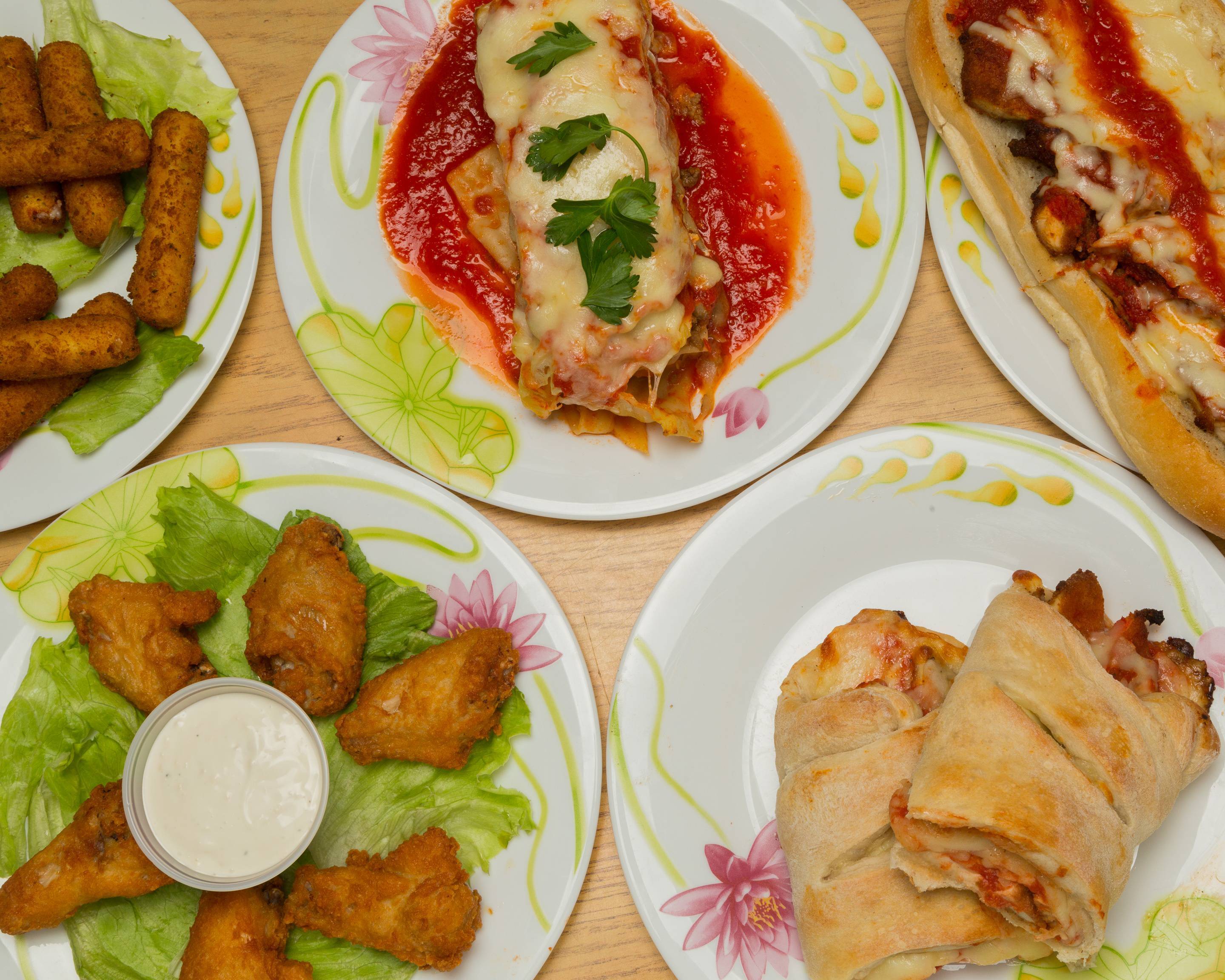 Order Circle Pizza - Menu & Prices - New York Delivery | Uber Eats