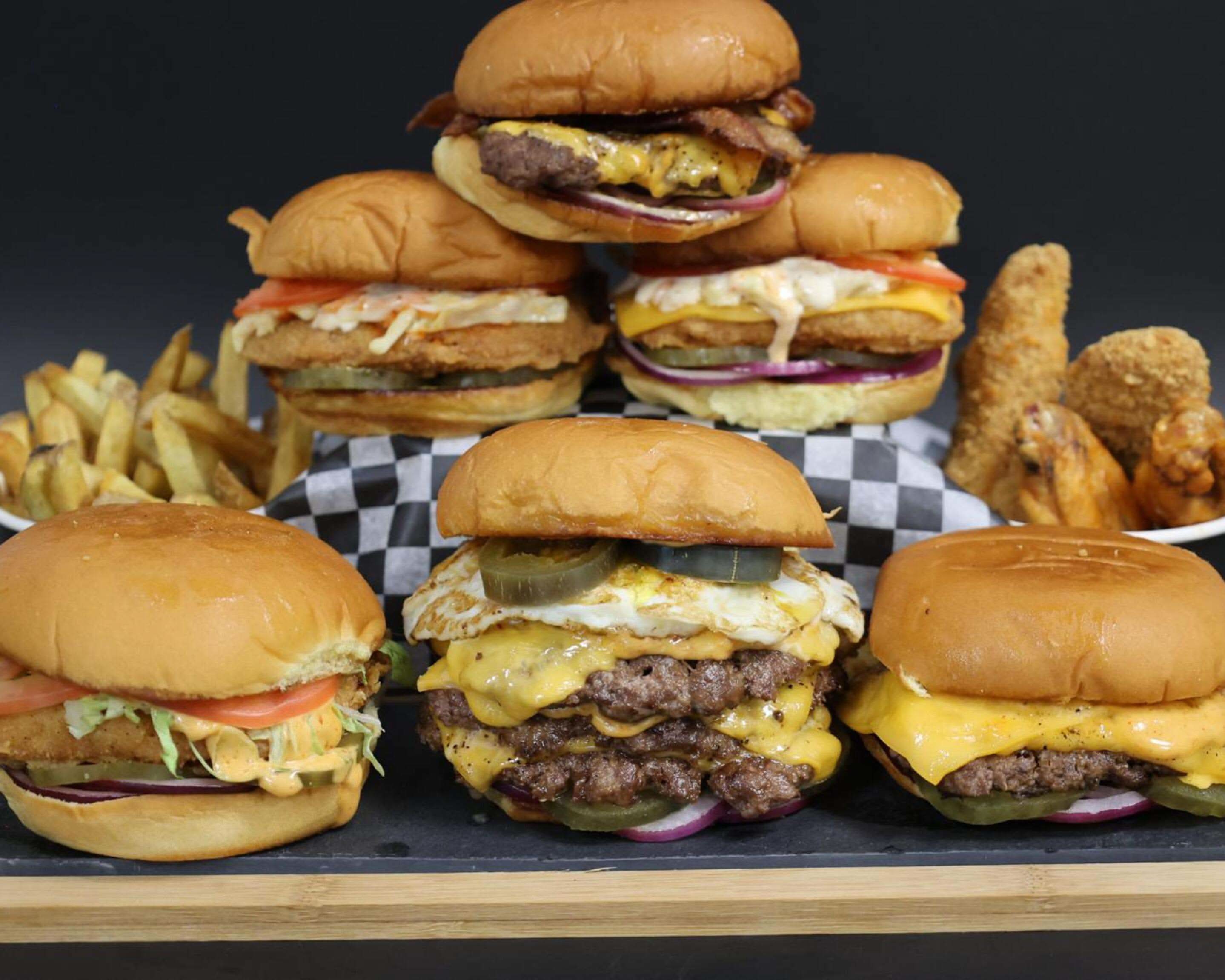 Commander d'un Smash Corner【Menu et prix】| Toronto | Uber Eats