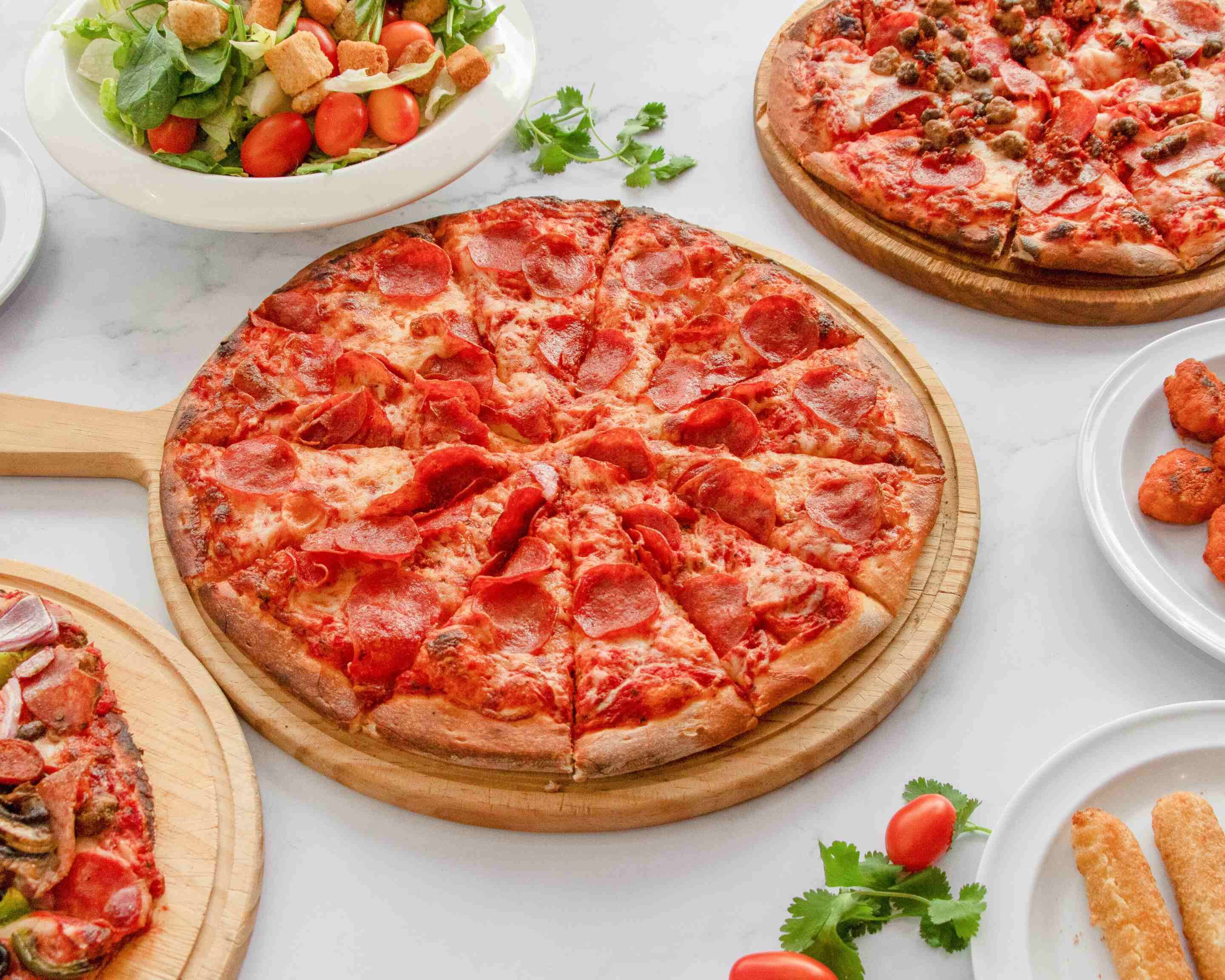 Order Ontario Pizza Menu Delivery【Menu & Prices】| Ontario | Uber Eats