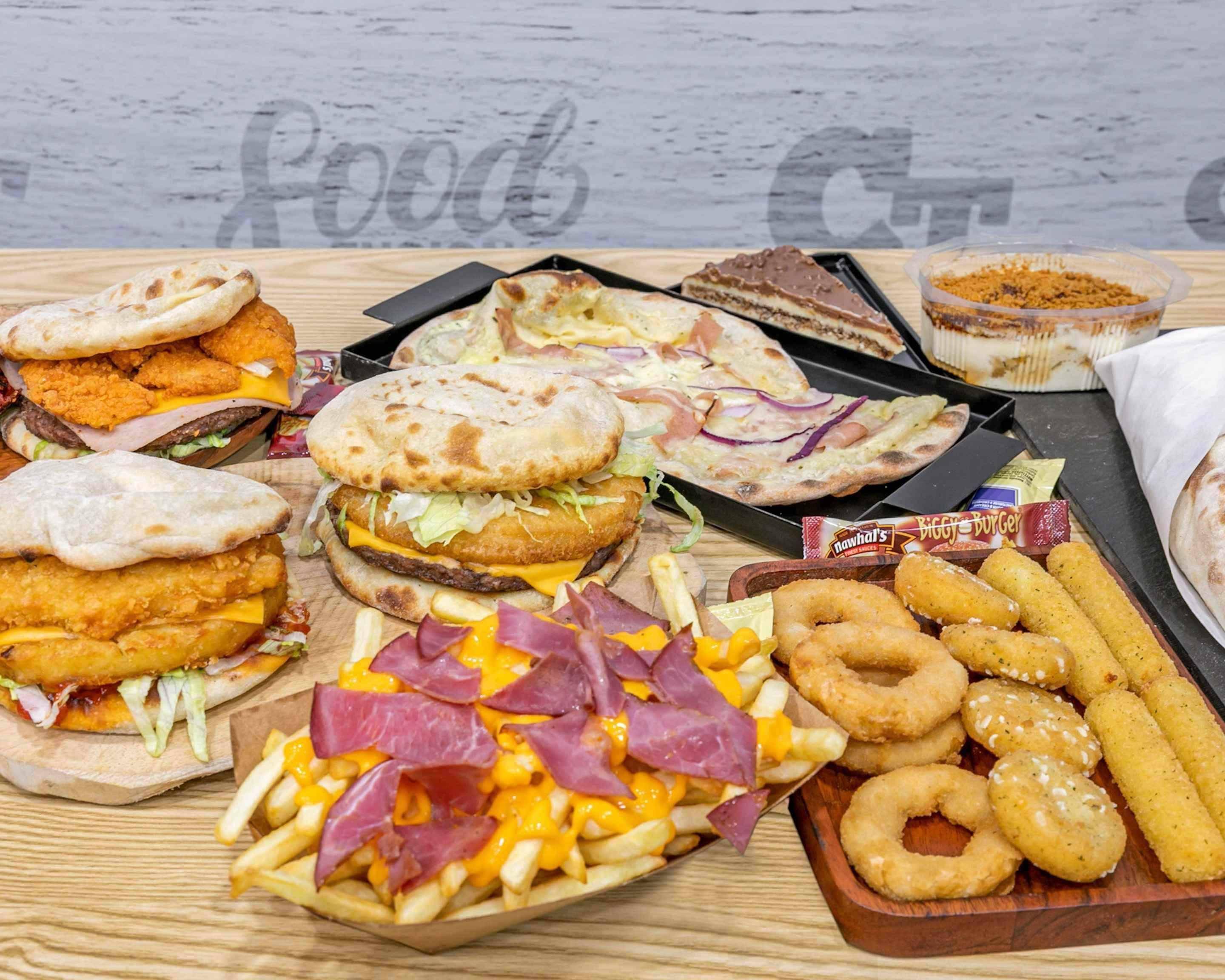 Livraison CRUST® - Saint-Denis à Paris - Menu et prix | Uber Eats