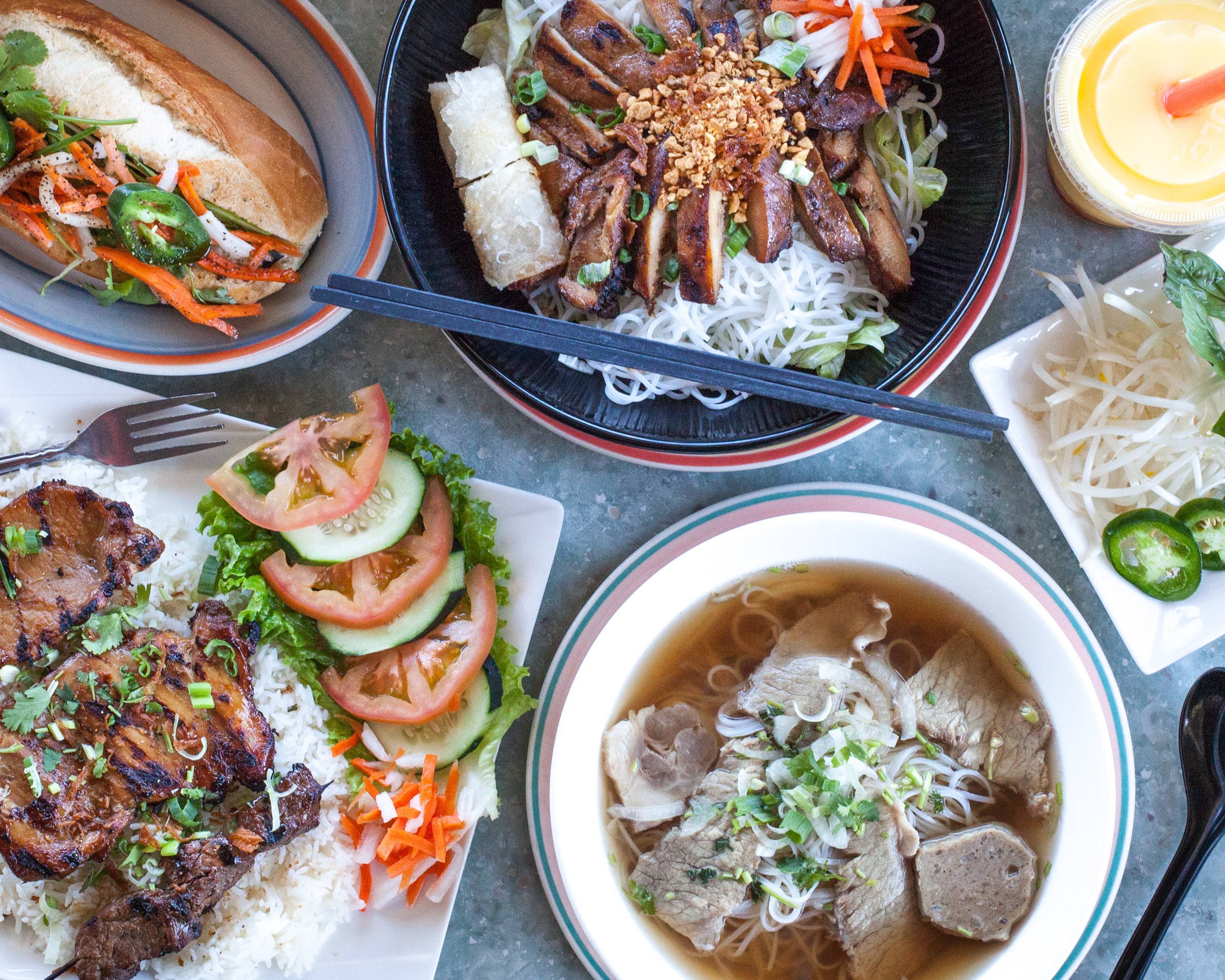 Order Janbo Café Menu Delivery in Everett | Menu & Prices | Uber Eats