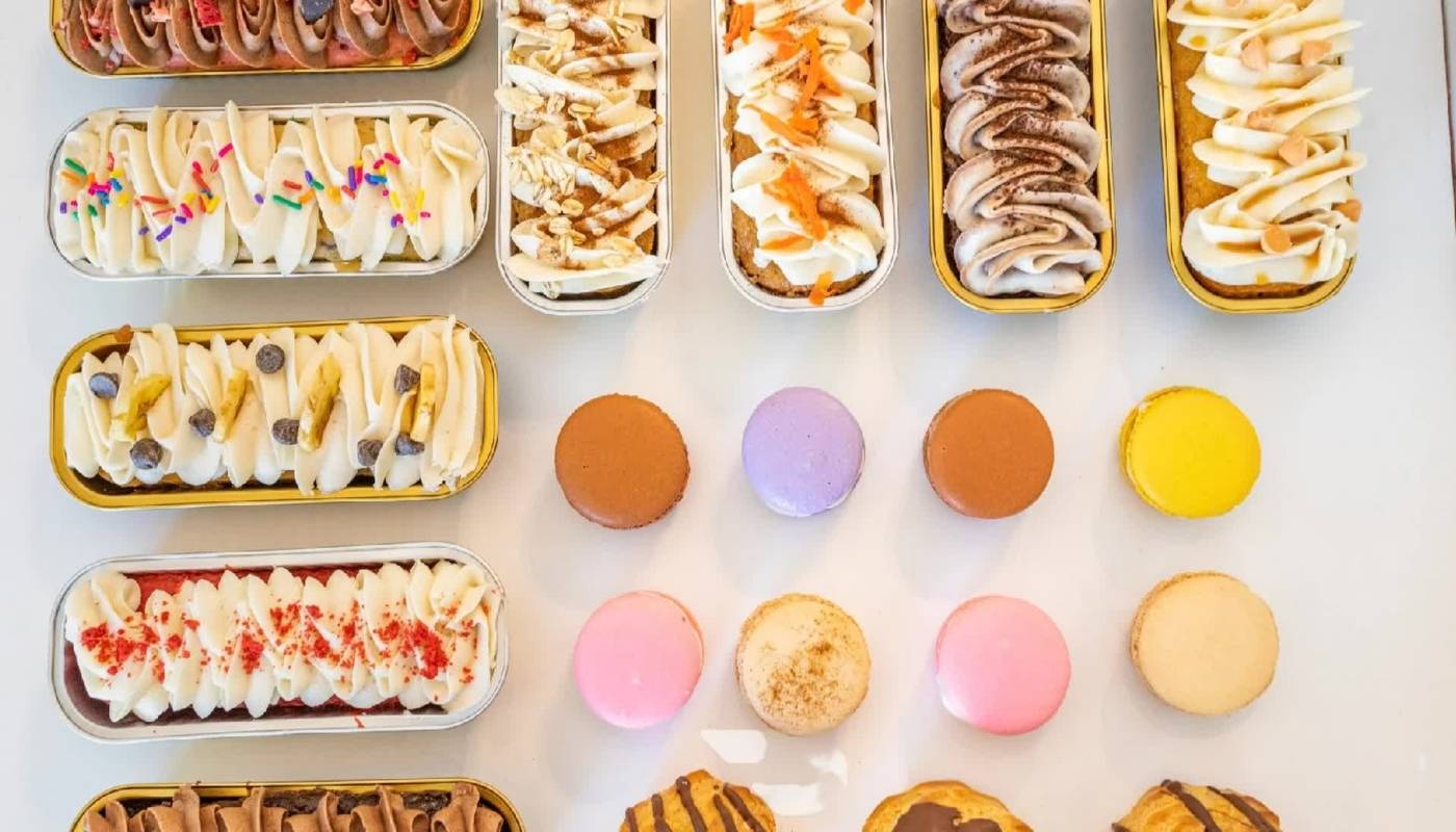 Order Petite Desserts by Sweet D'oh Bakery Delivery in Los Angeles ...