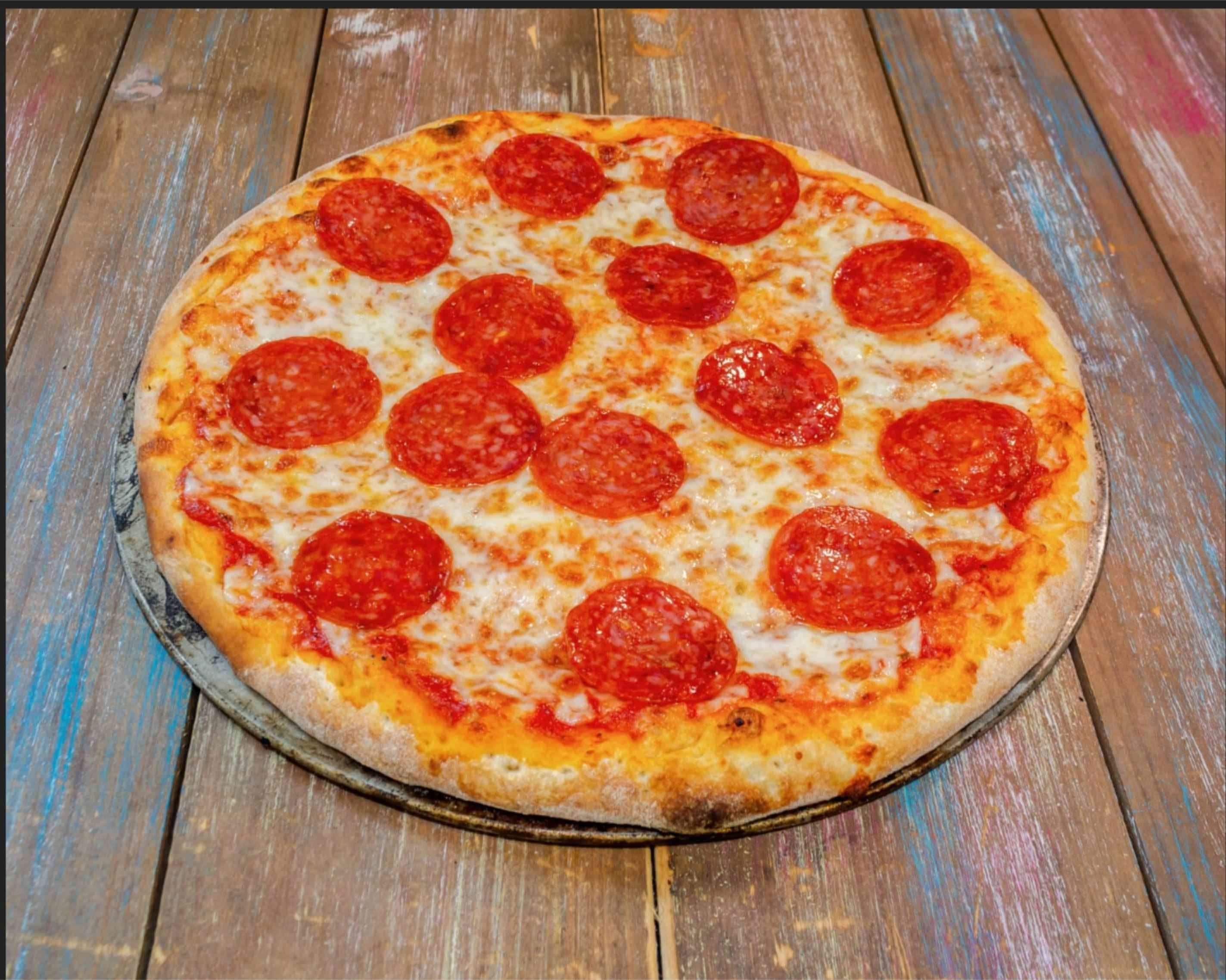 Order Pizza Castle - Menu & Prices - Hollywood Delivery | Uber Eats