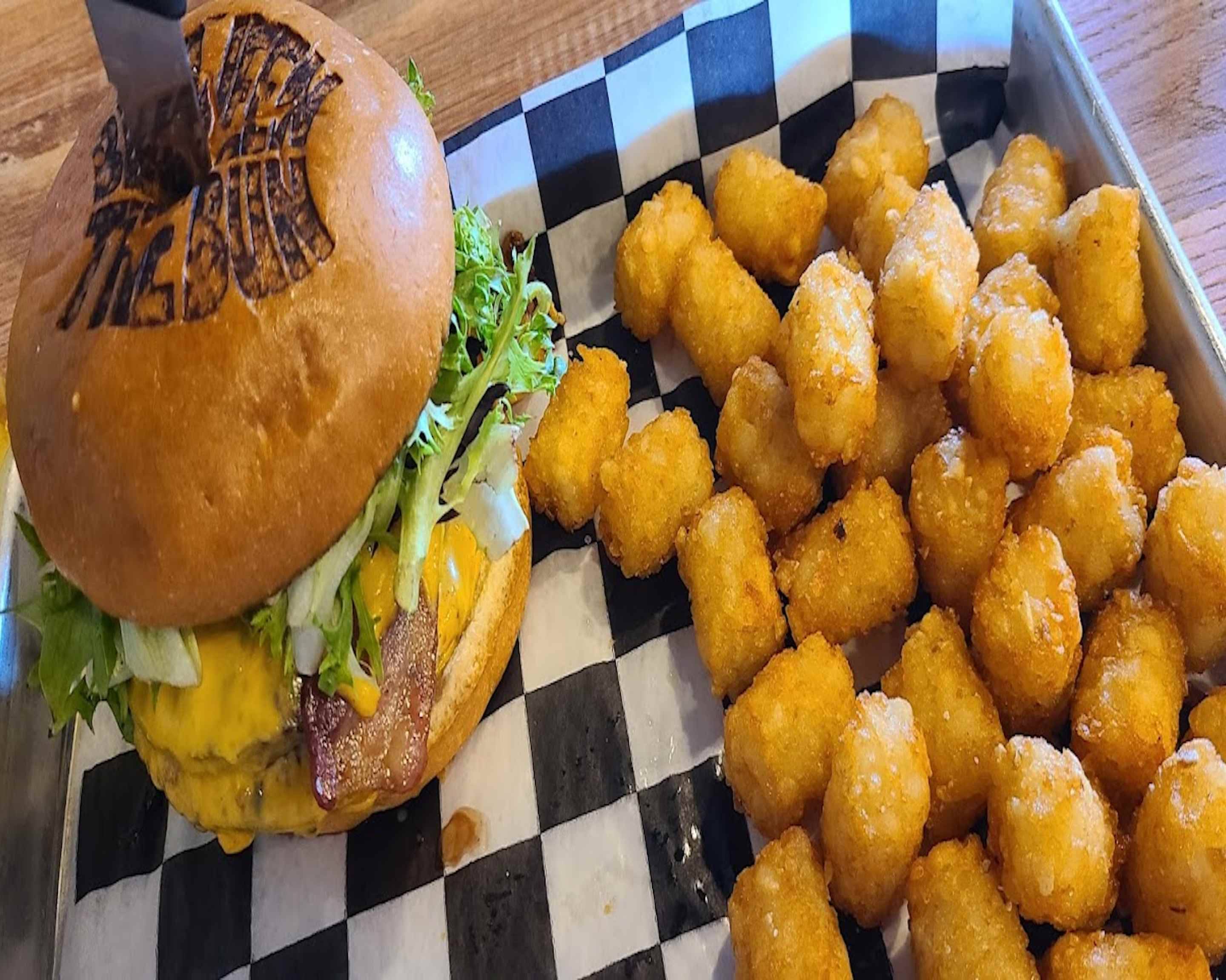 Order Between The Bun - Menu & Prices - North Ridgeville Delivery ...