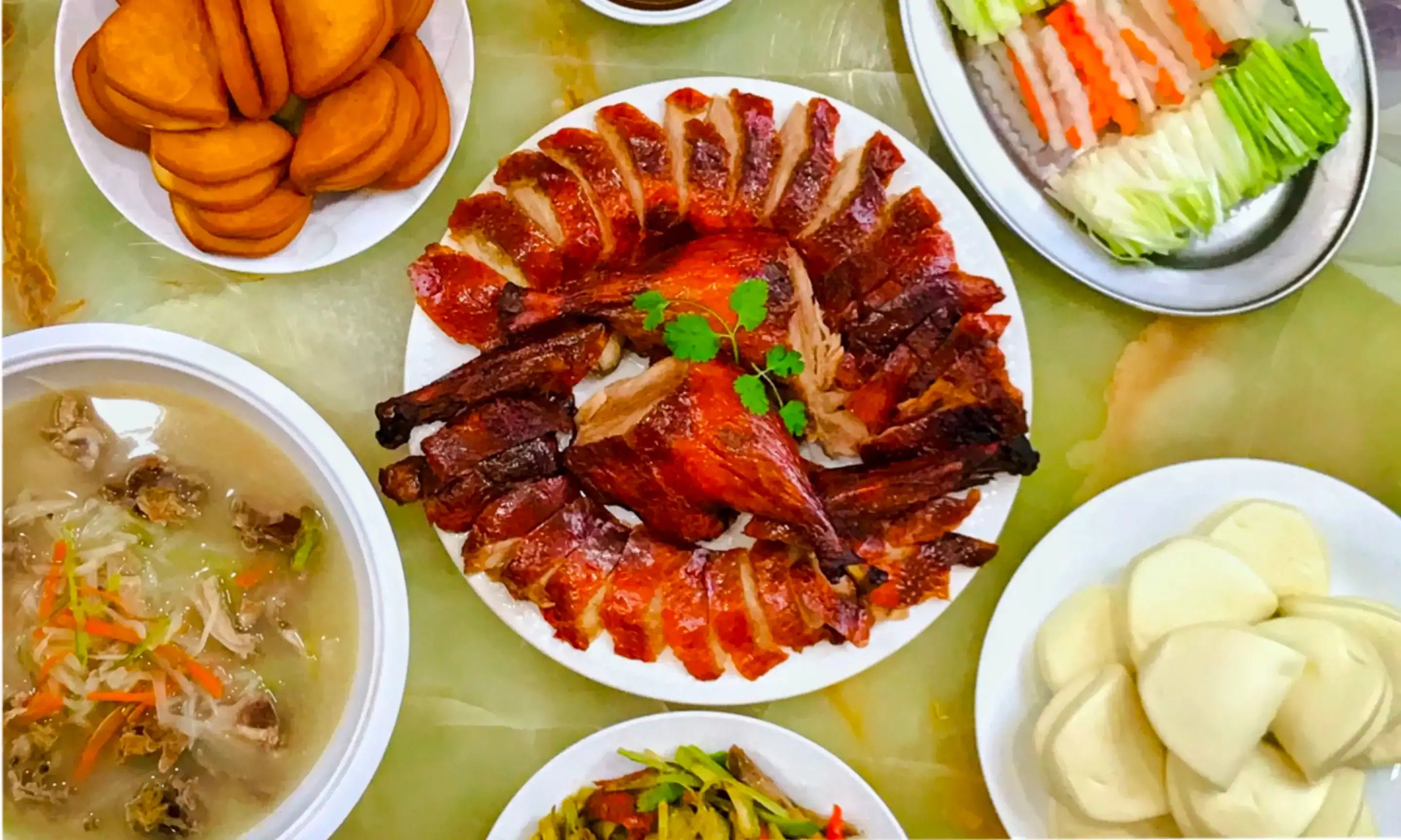 Order Hon Kee BBQ & Seafood - Menu & Prices - Chicago Delivery | Uber Eats