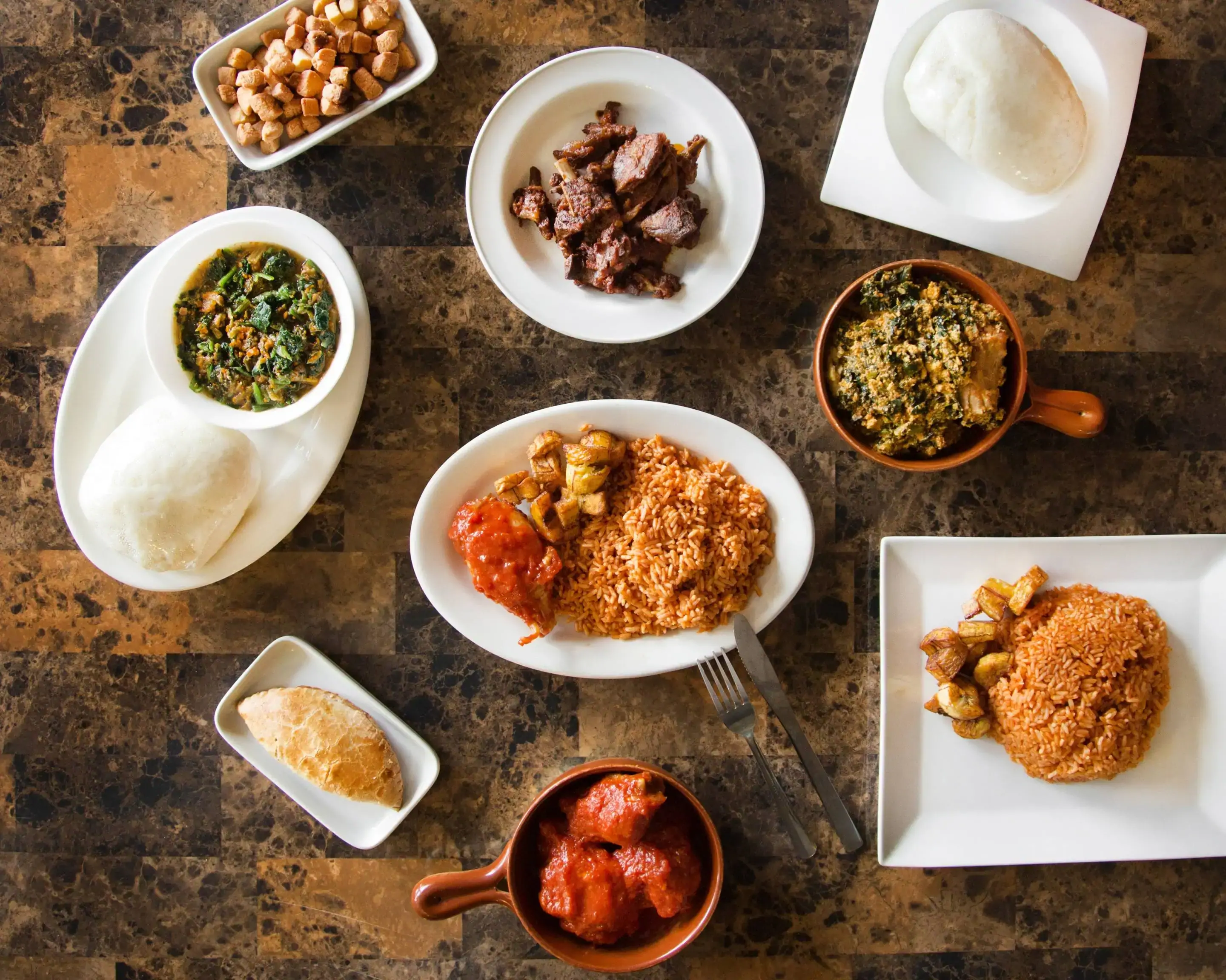 Commander d'un Afro Canadian Corner【Menu et prix】| Winnipeg | Uber Eats