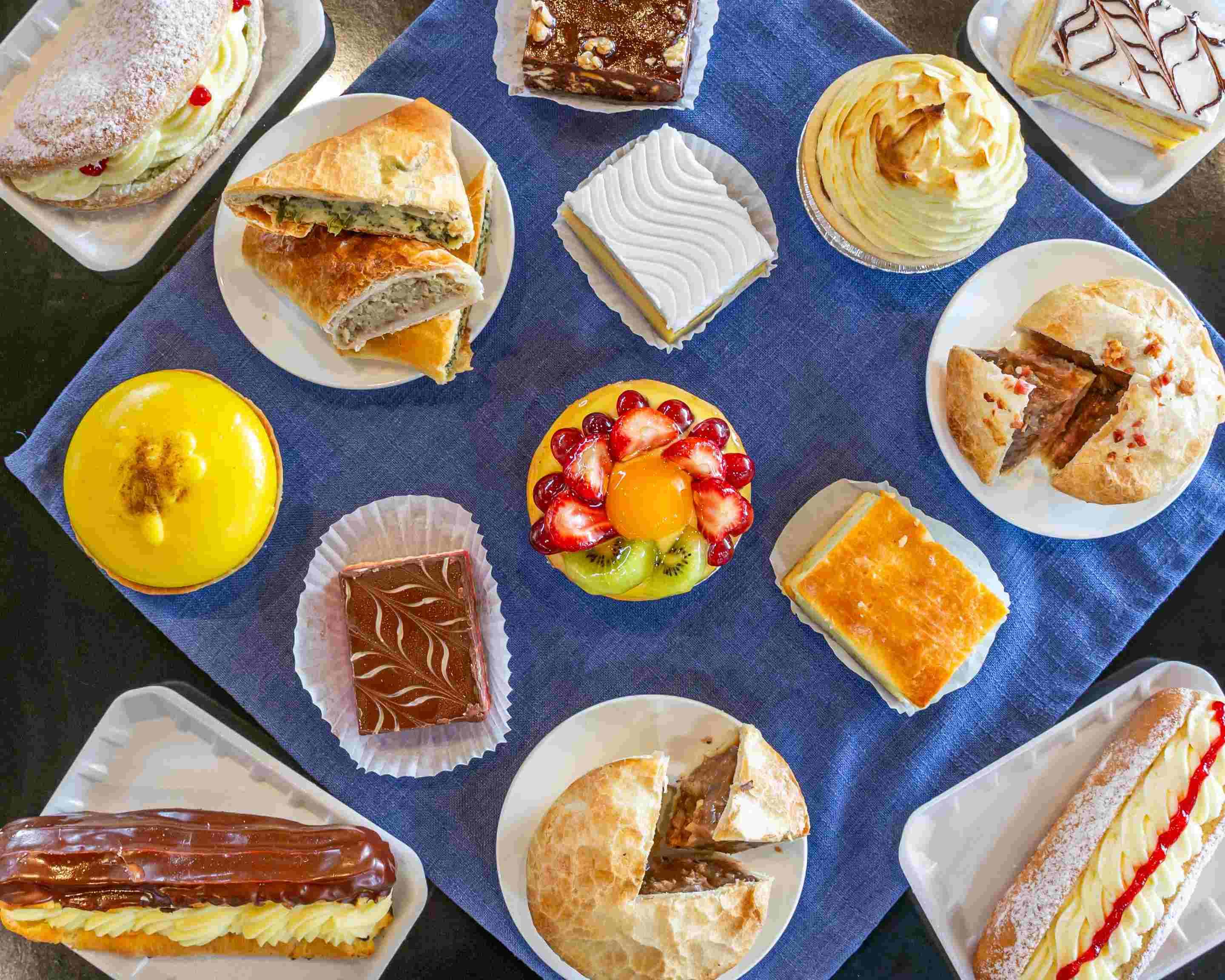 Chatswood Bakery Menu Takeout in Brisbane | Delivery Menu & Prices ...