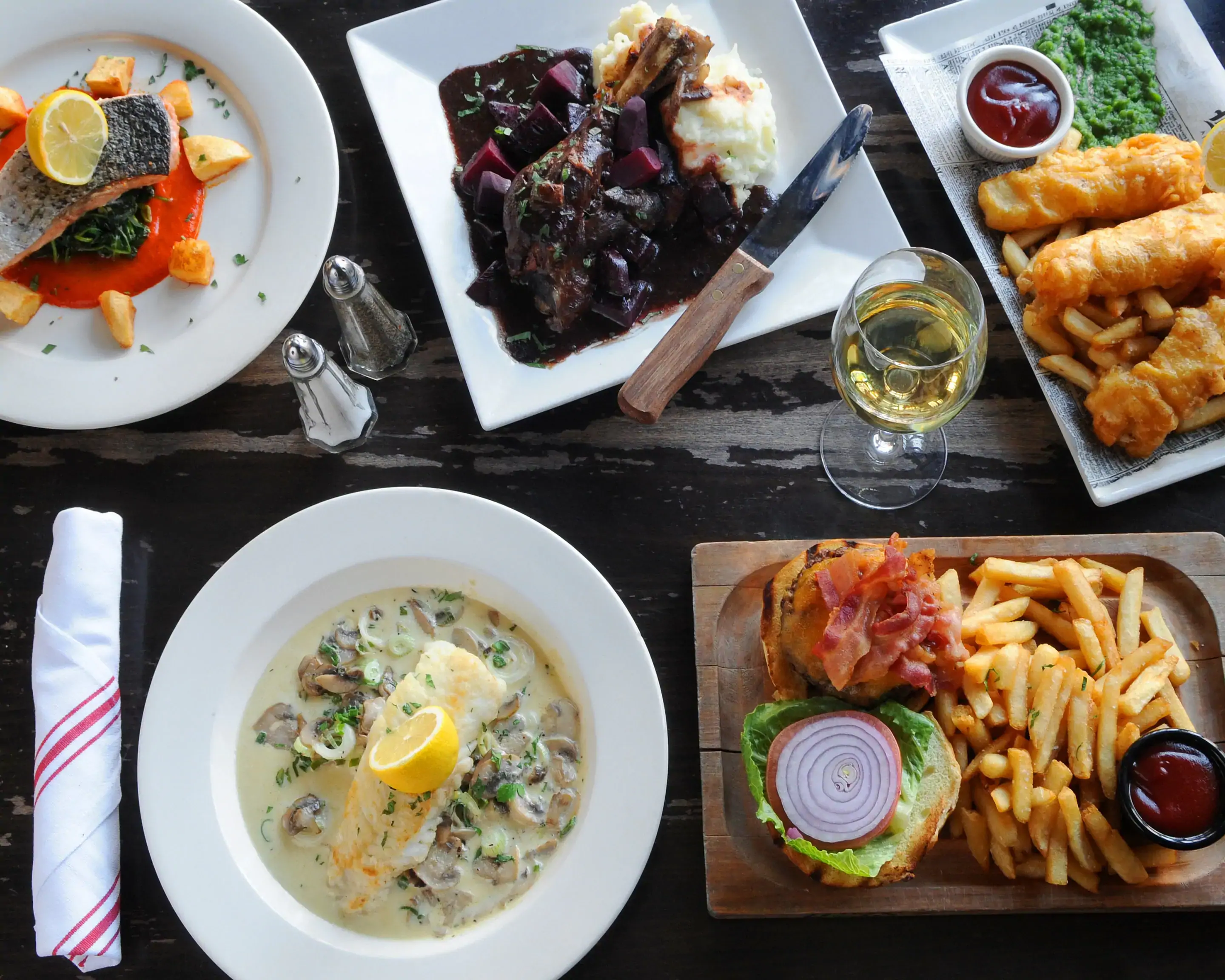 Livraison du menu Veni Vidi Vici à Paris - 【Menu et prix】 | Uber Eats