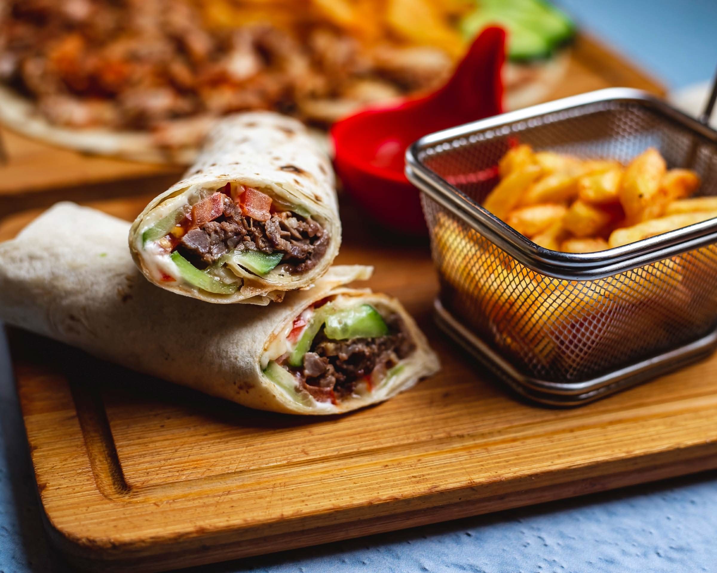 Real Doner Kebab Menú a Domicilio【Menú y Precios】Barcelona | Uber Eats