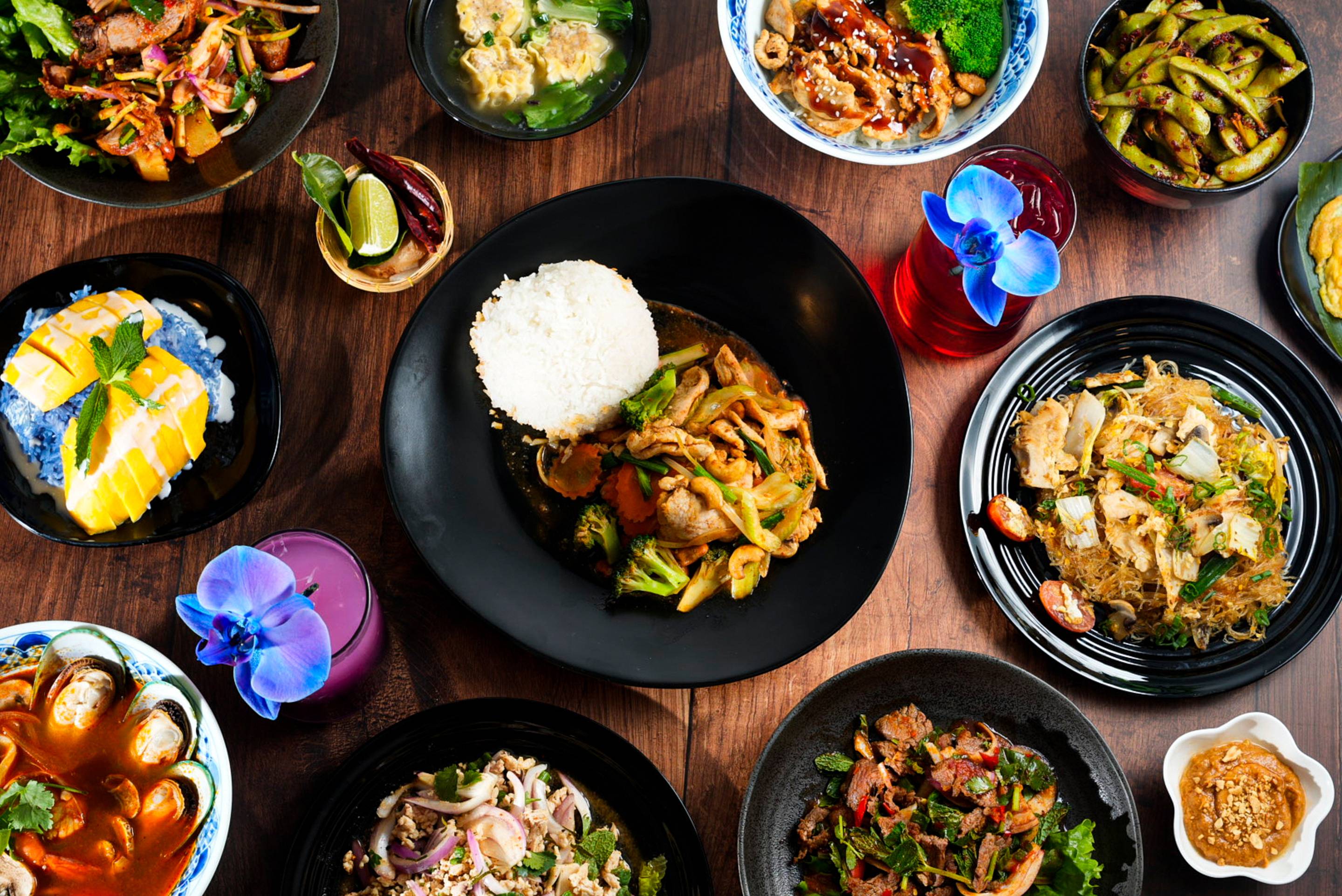 Order Ma Kin Thai - Menu & Prices - New York Delivery | Uber Eats