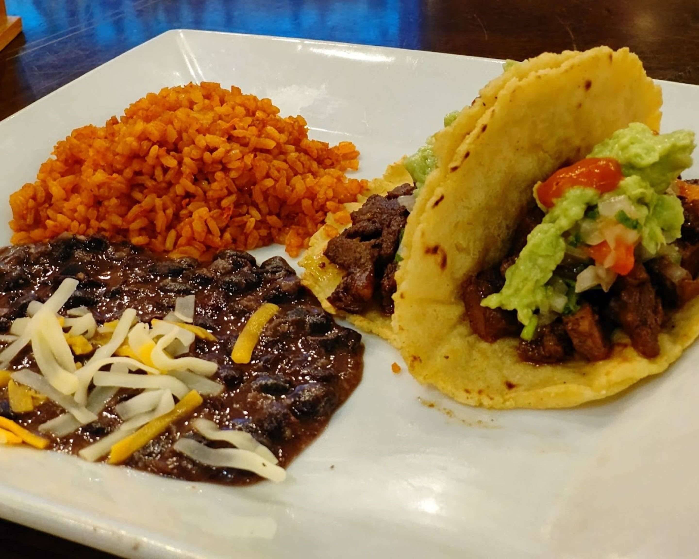 クスコカフェ 岩国 Cusco Cafeの出前・宅配・テイクアウトメニュー | ウーバーイーツ