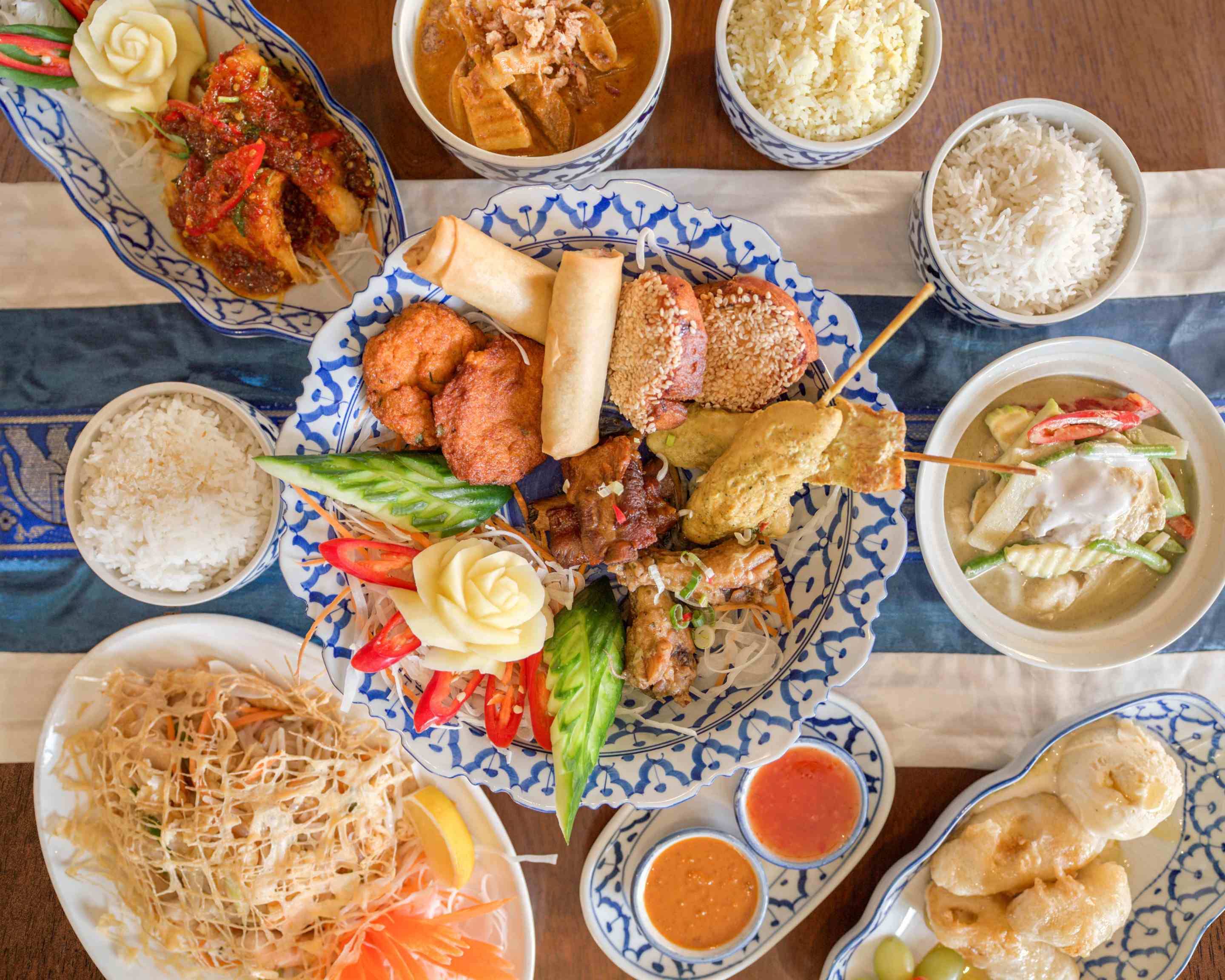 Pin Petch Thai Restaurant Menu & Prices - Newport Pagnell Delivery ...