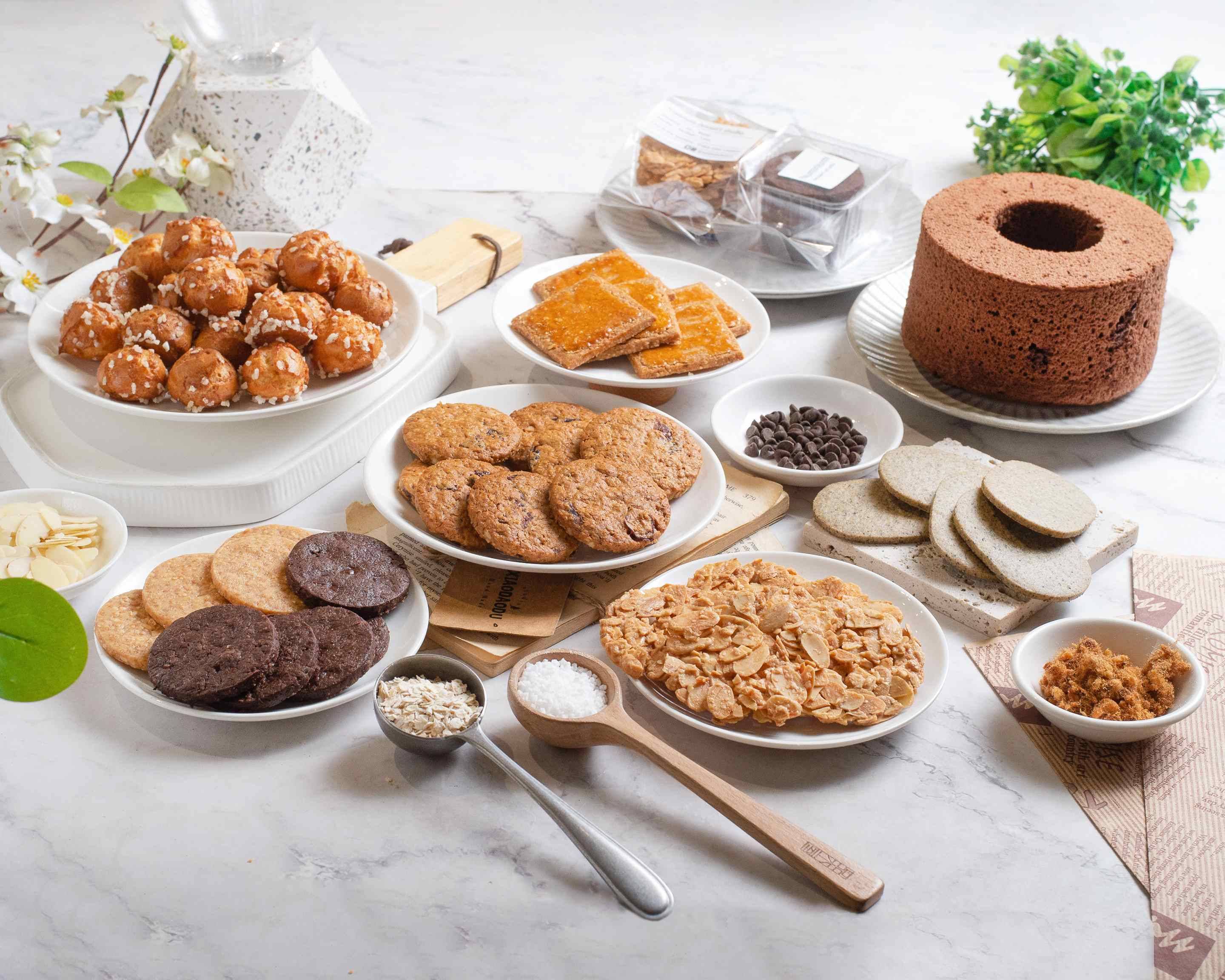 Num Num Dessert Studio菜單與外送 | 台中 | 菜單與價格 | Uber Eats