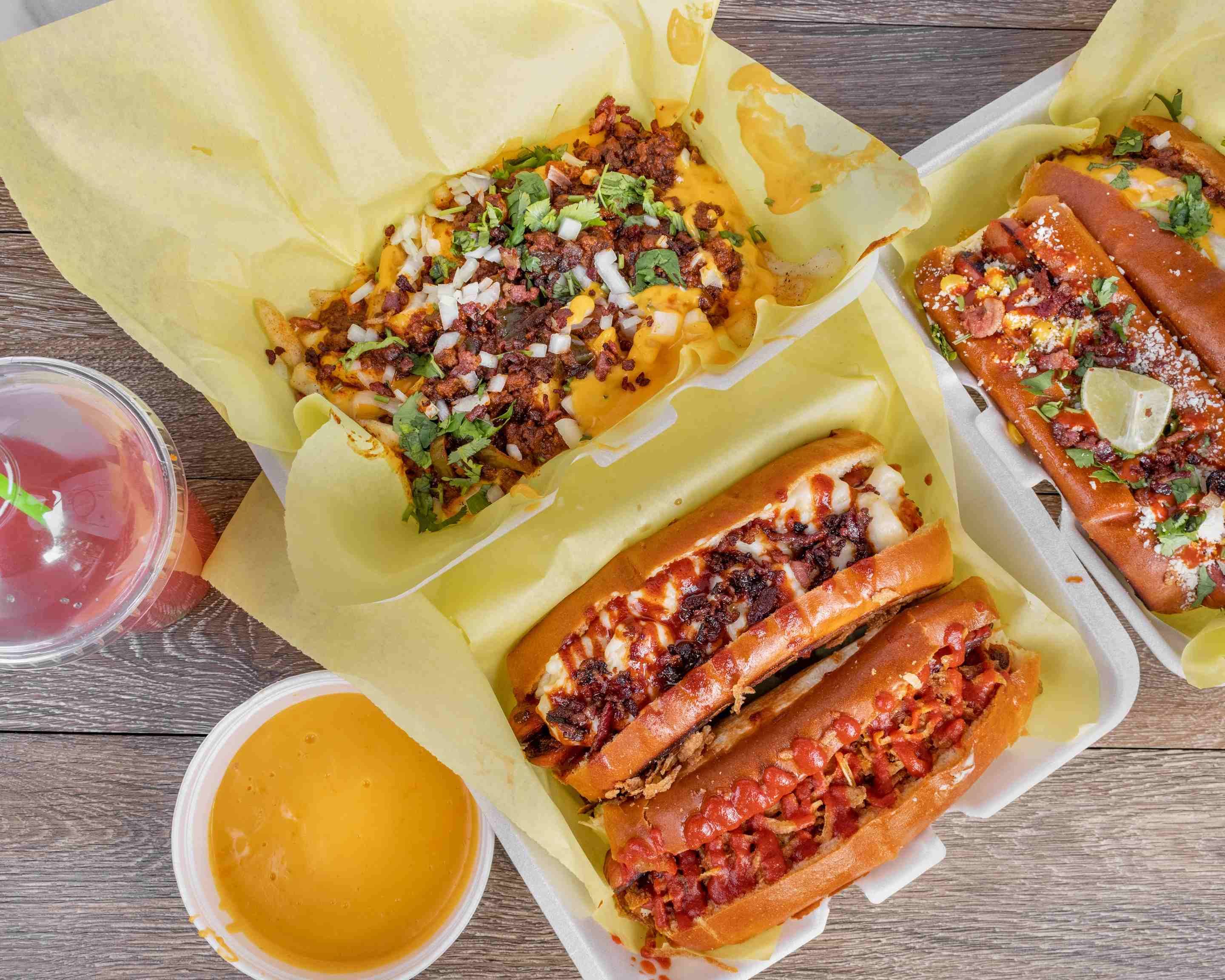 Order Top Dawg HTX Menu Delivery【Menu & Prices】| 11910 SH-6 S , Sugar ...