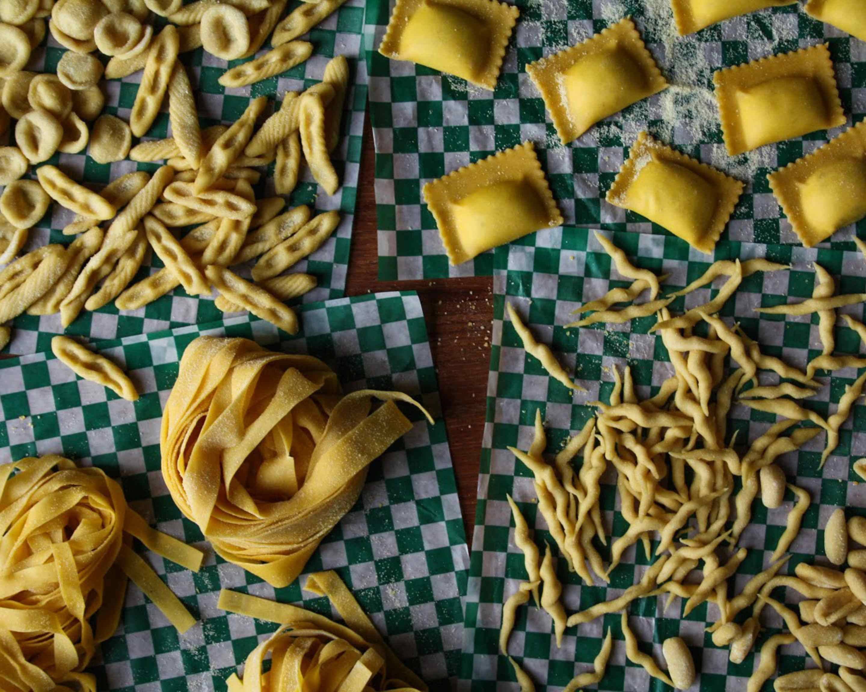 Order Pasta Forever Delivery【Menu & Prices】| 1693 Dundas Street West ...