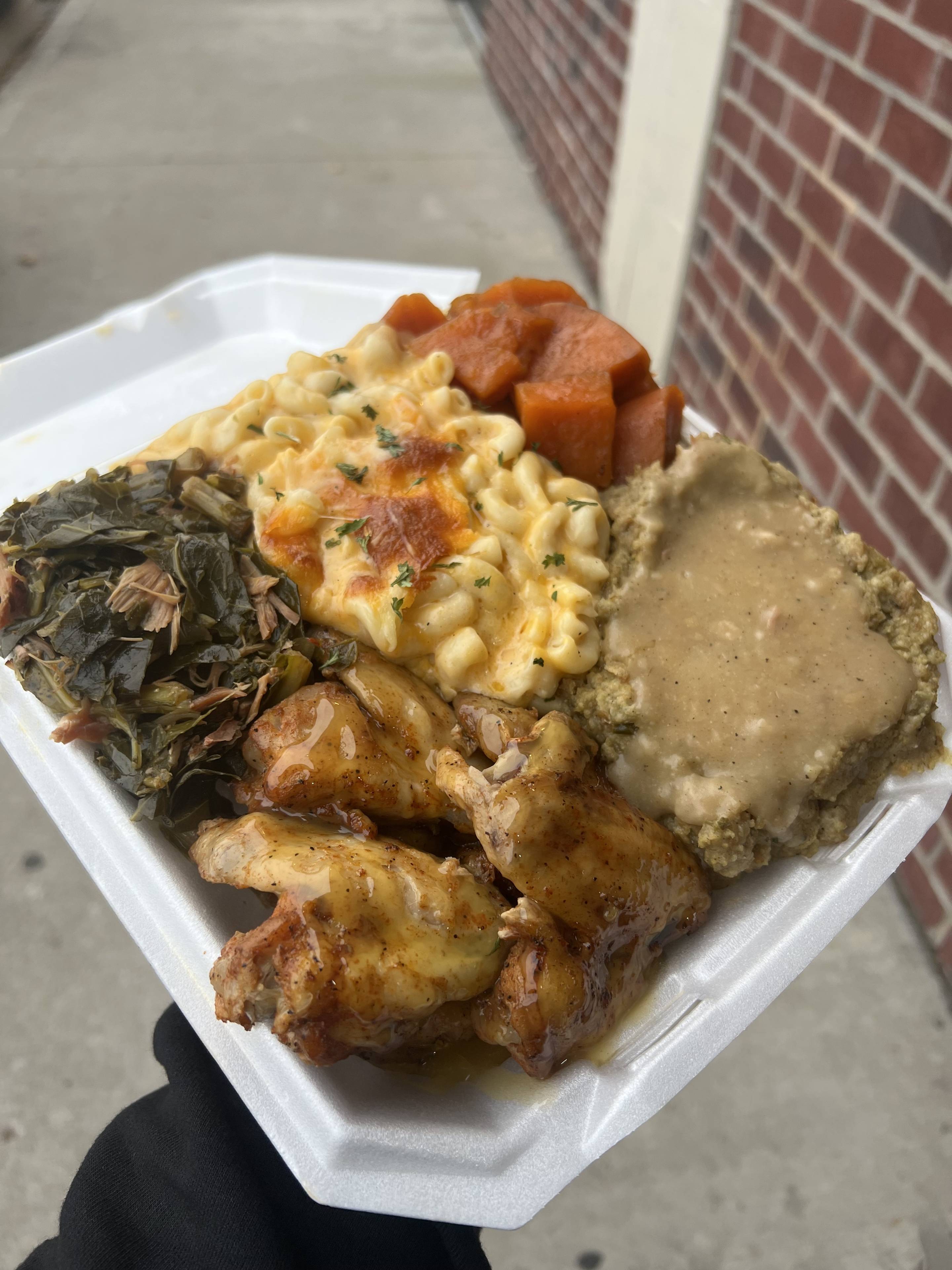 Order Lillie Bell’s Menu Delivery in Southfield | Lillie Bell’s Prices ...