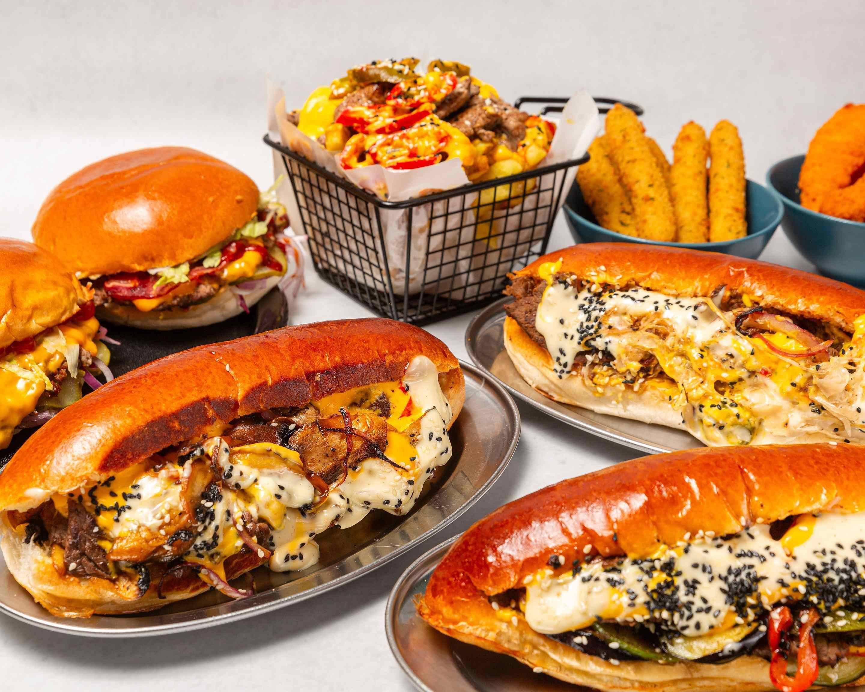Philly Cheese x Smash | Lieferservice | Speisekarte und Preise | Berlin ...