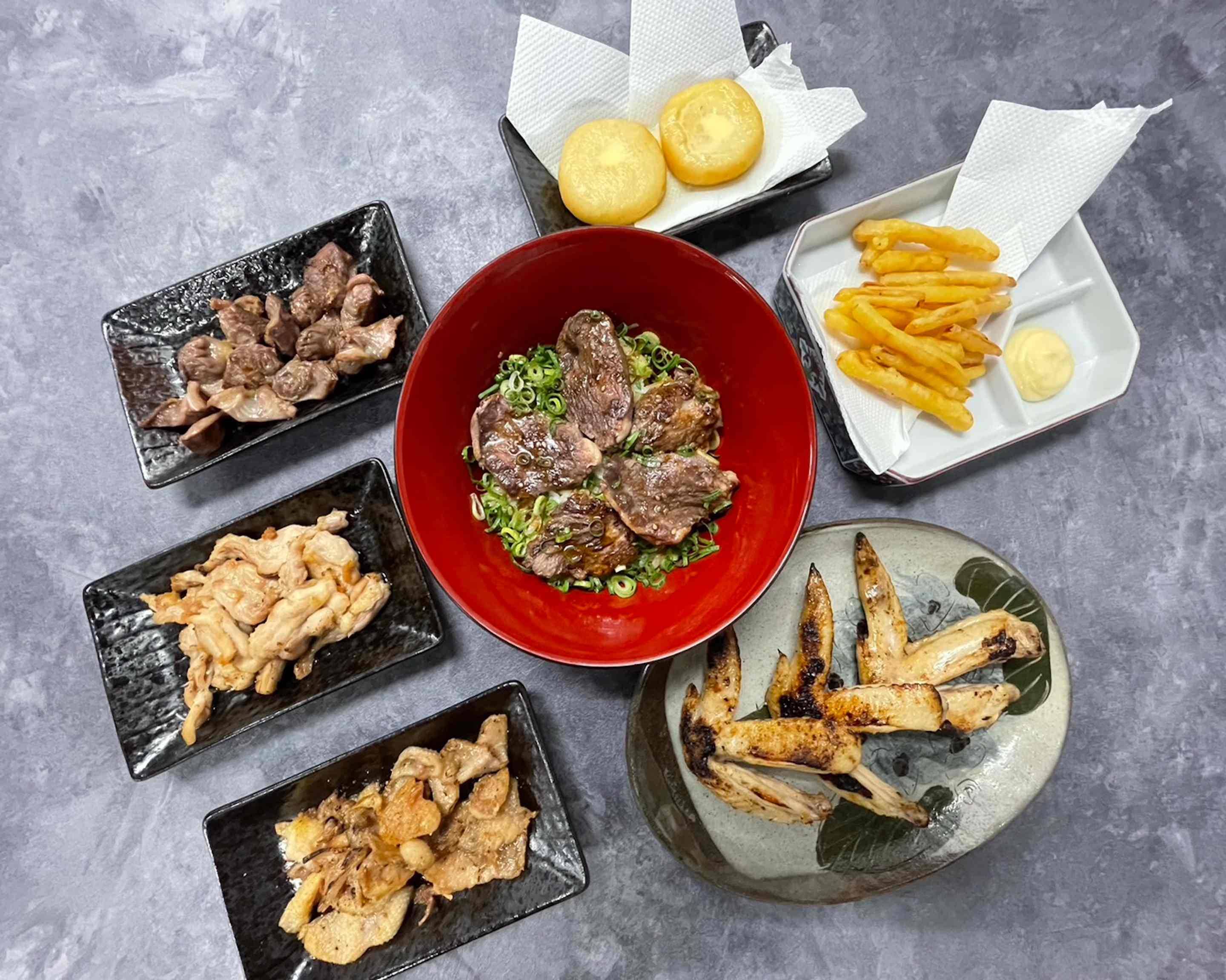 国産地鳥 焼鳥 鳥三 Kokusanjidori Yakitori Torizoの出前・宅配・テイクアウトメニュー | ウーバーイーツ