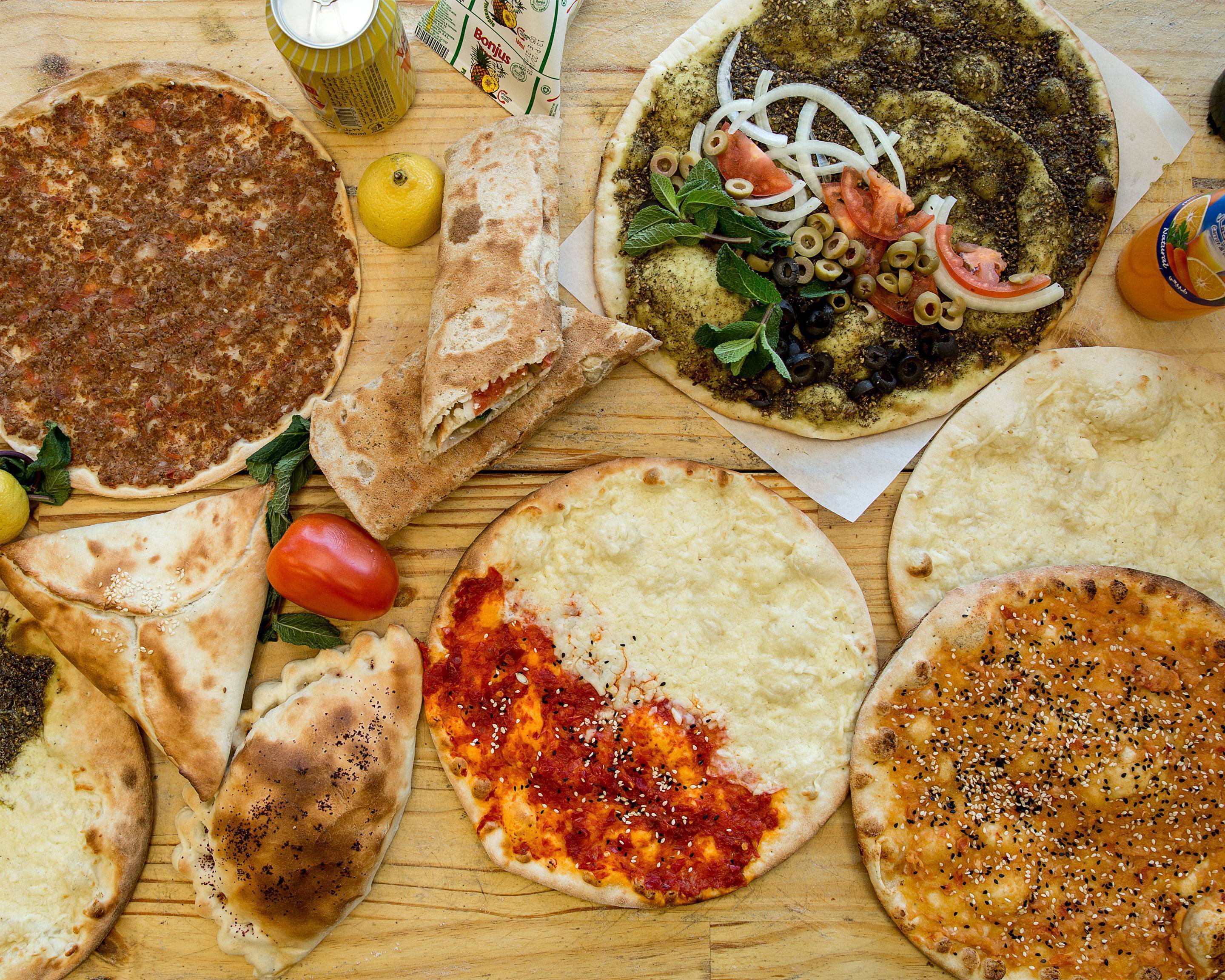 Order Le Pain Saj Express (Boulevard Samson) Menu Delivery in Laval | Menu & Prices | Uber Eats