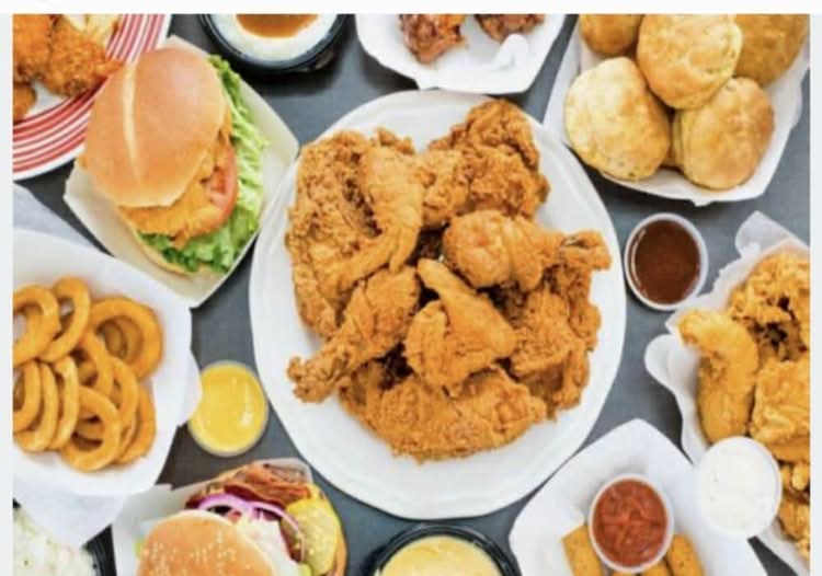 Order Red Rooster Restaurant - Menu & Prices - Chicago Delivery | Uber Eats