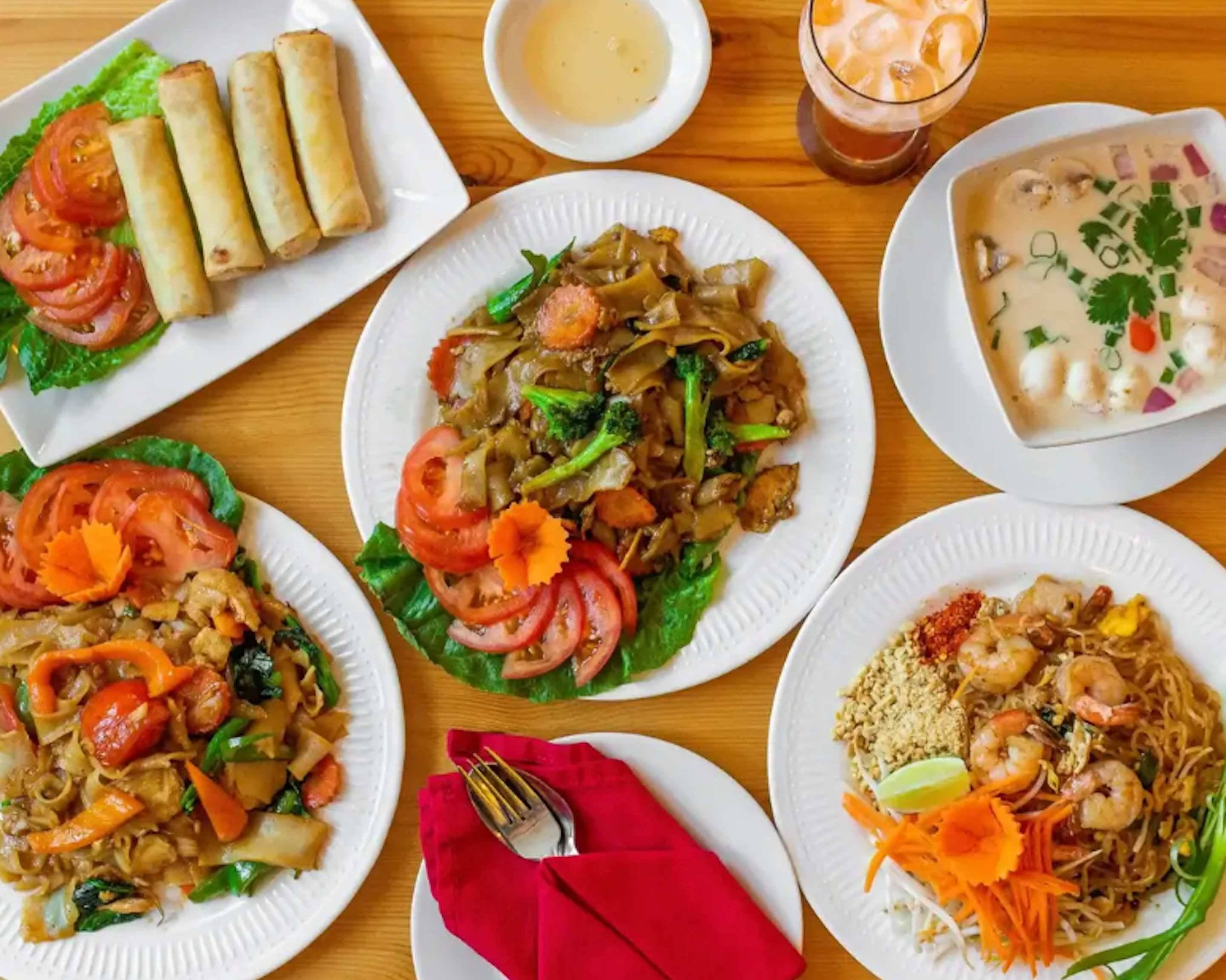 Order Too Too's Thai To Go - Menu & Prices - Temple Delivery | Uber Eats