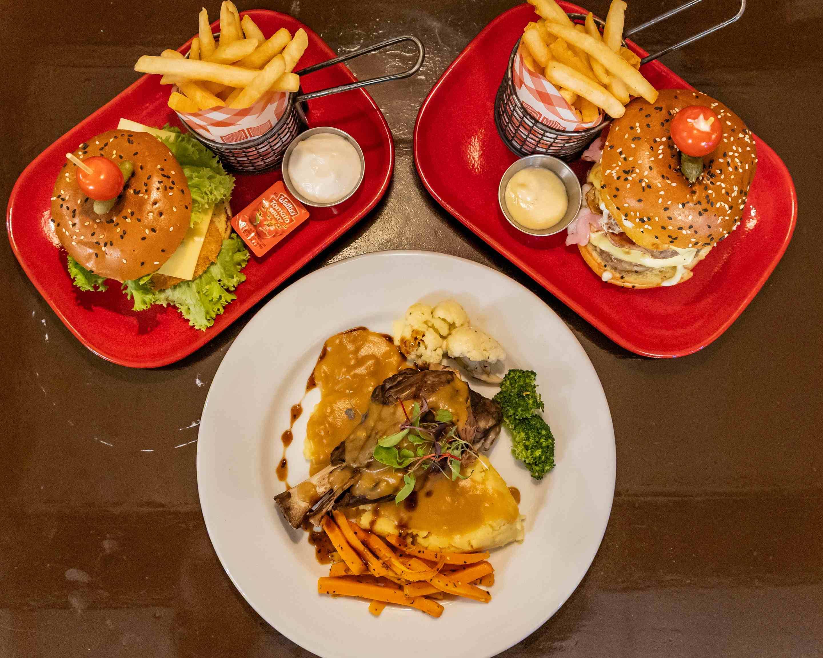 Order Fatboyz Bar delivery online | Palmerston North | Takeaway menu ...