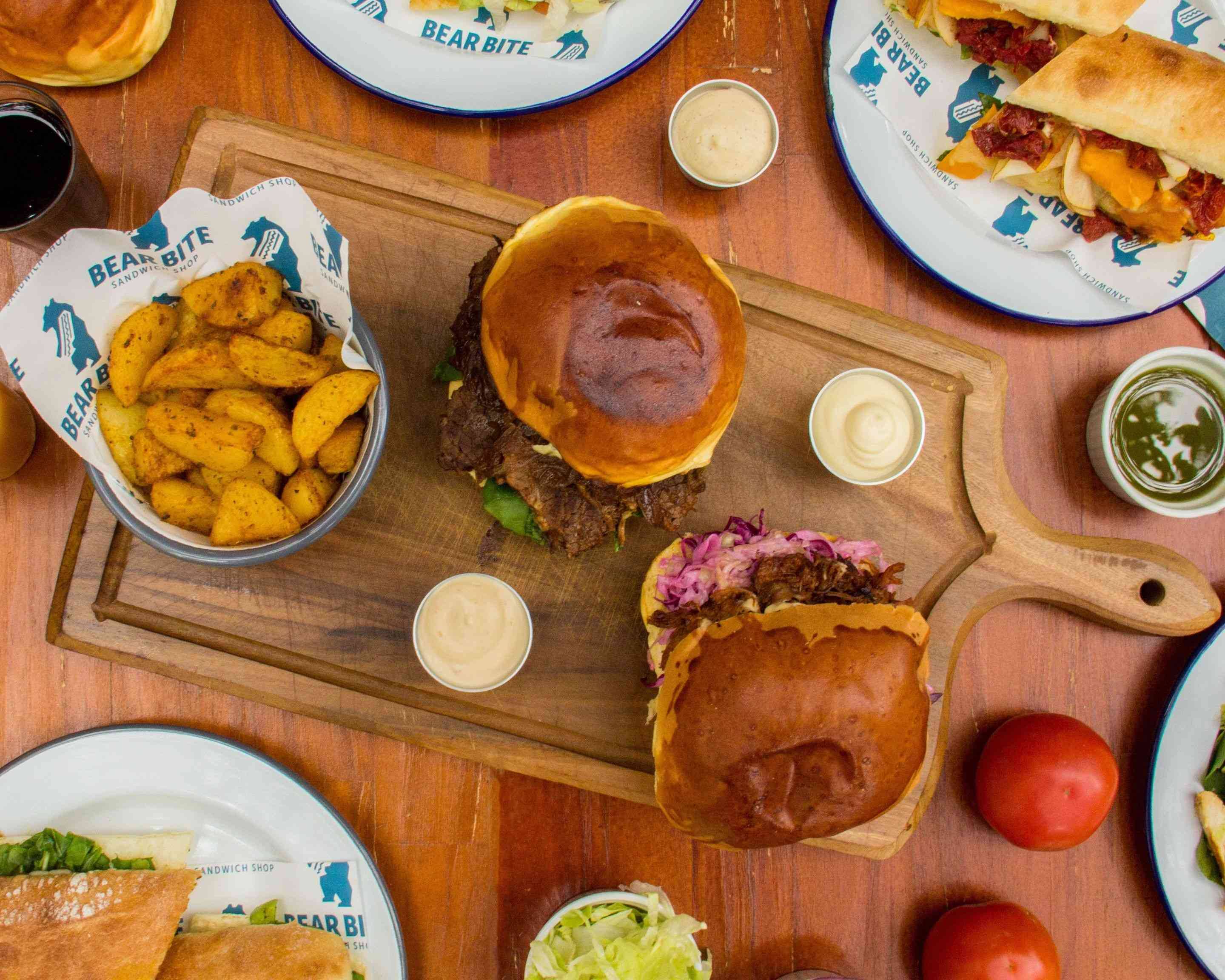 Barcelona Fast Food Menú a Domicilio【Menú y Precios】Chillán | Uber Eats