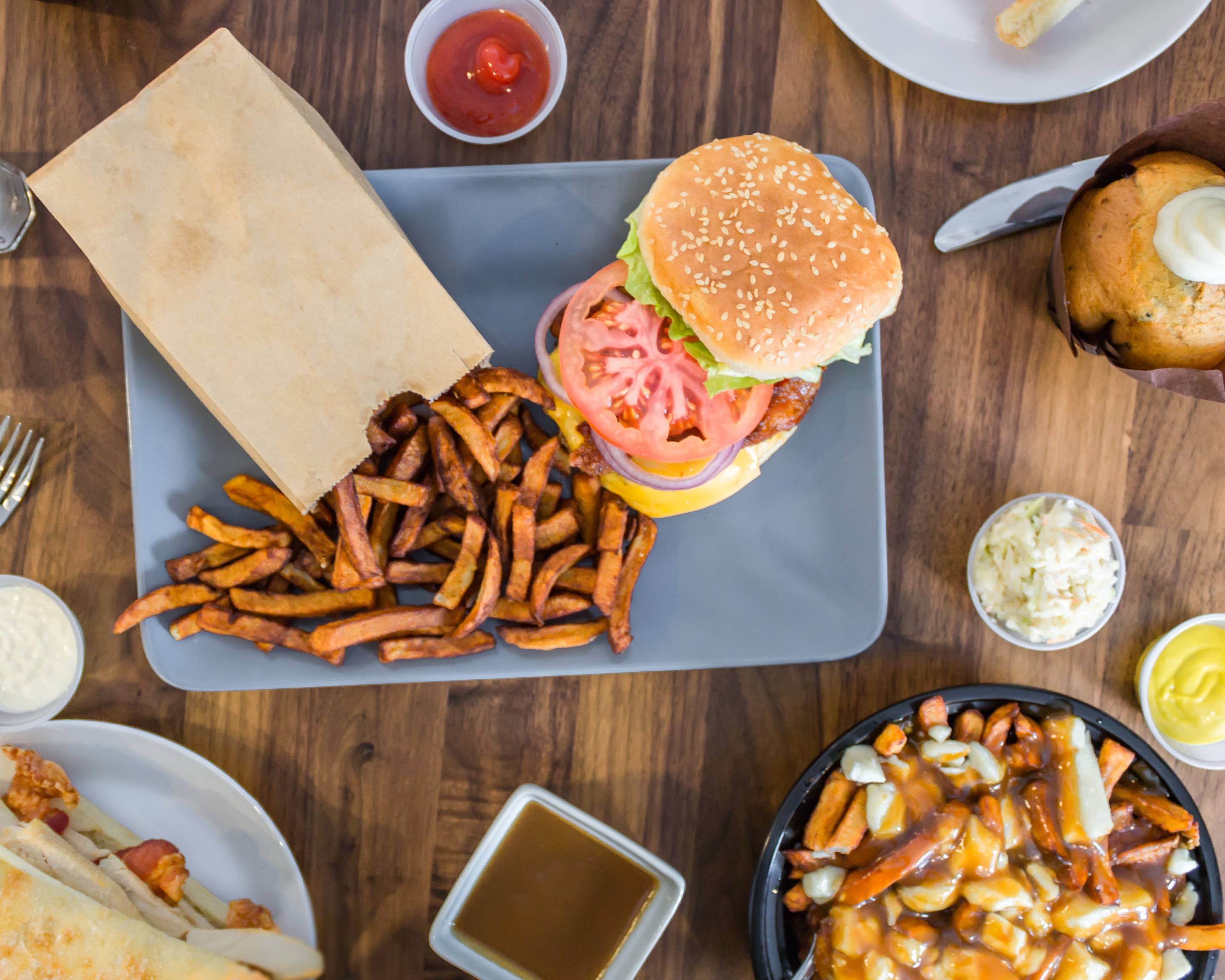 Order Le 138 Restaurant Delivery【Menu & Prices】| Gatineau | Uber Eats