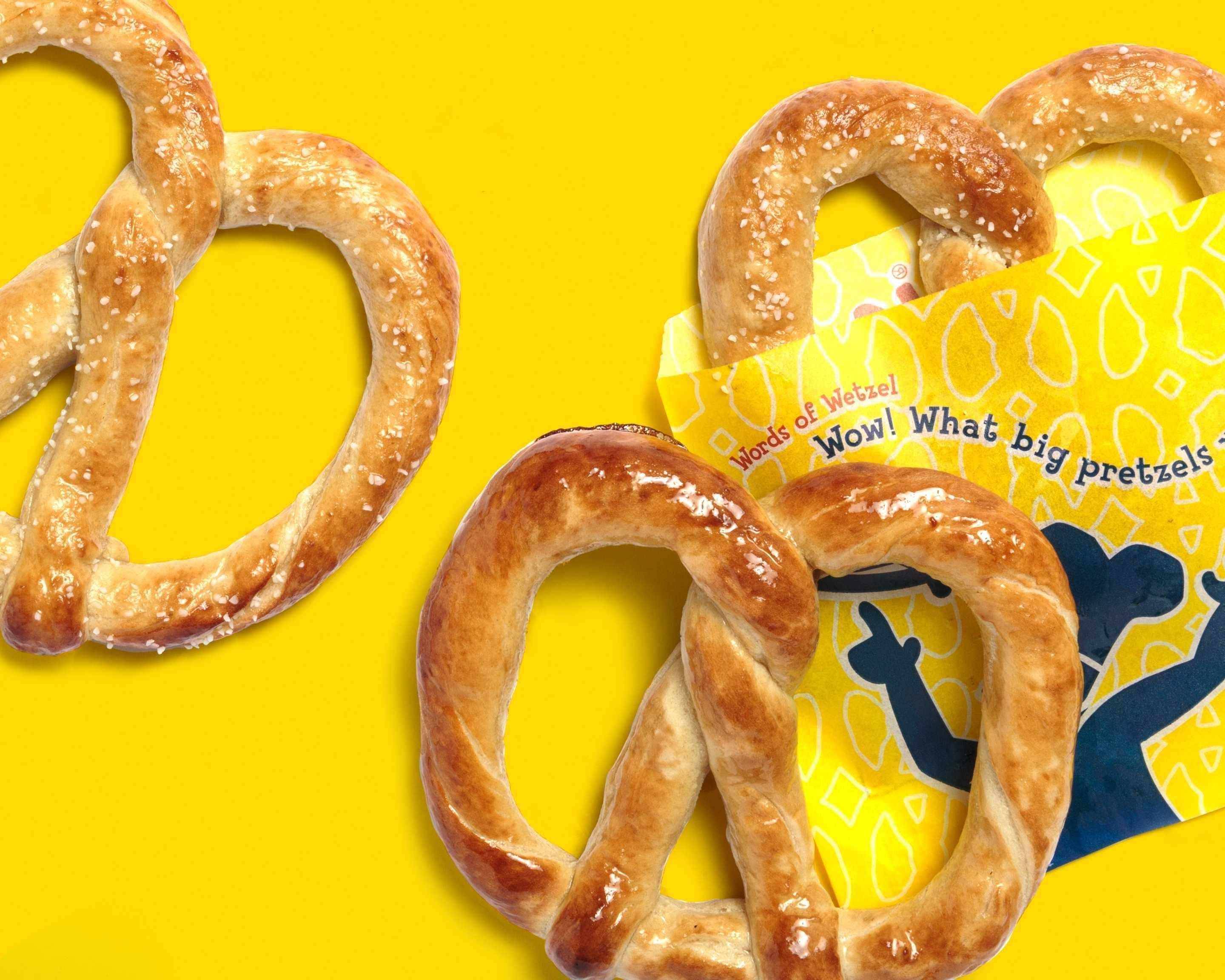Order Wetzel's Pretzels (Alexis Nihon) Delivery【Menu & Prices ...