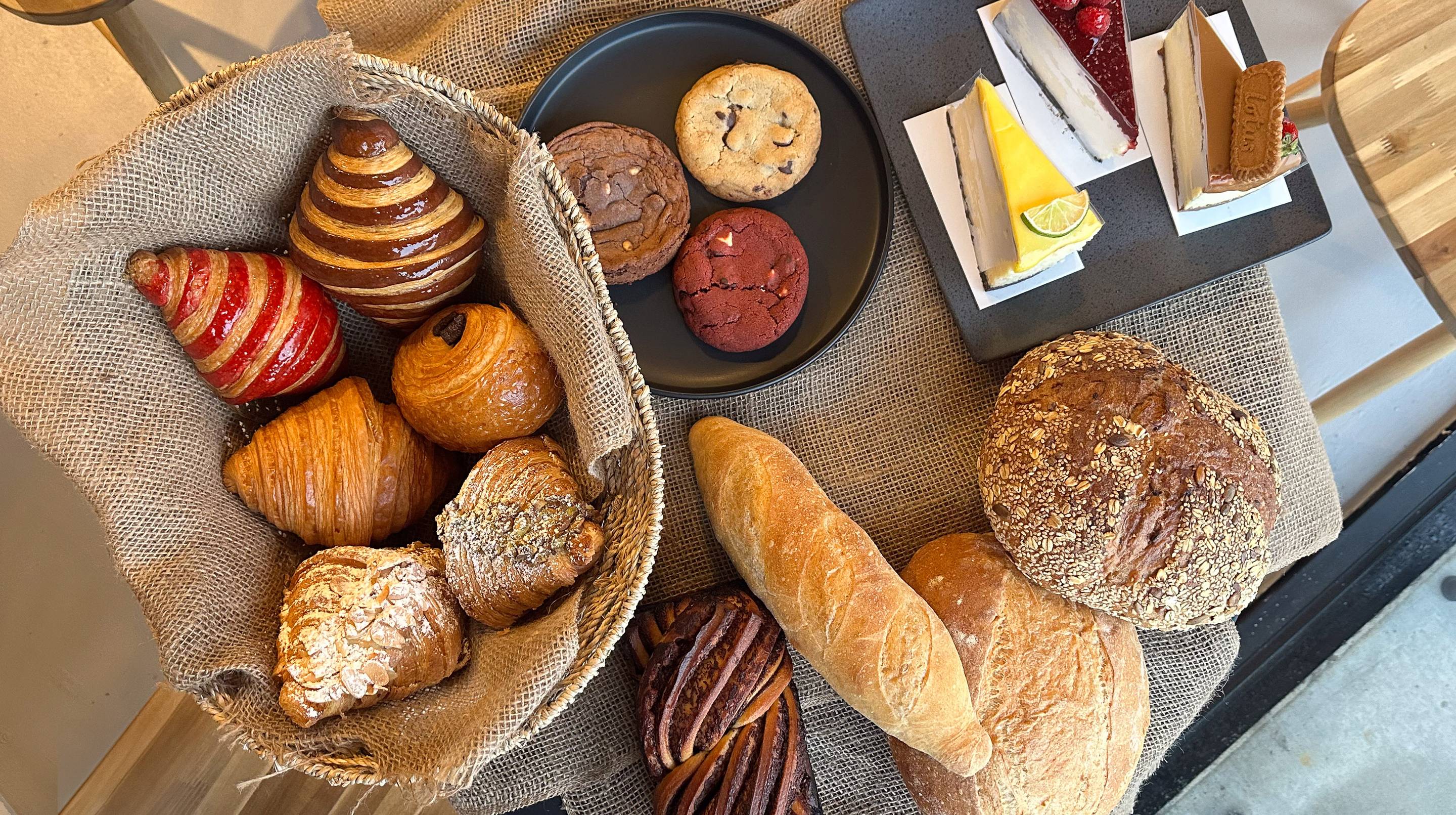 Order Bake Me Happy Bakery - Menu & Prices - Houston Delivery | Uber Eats