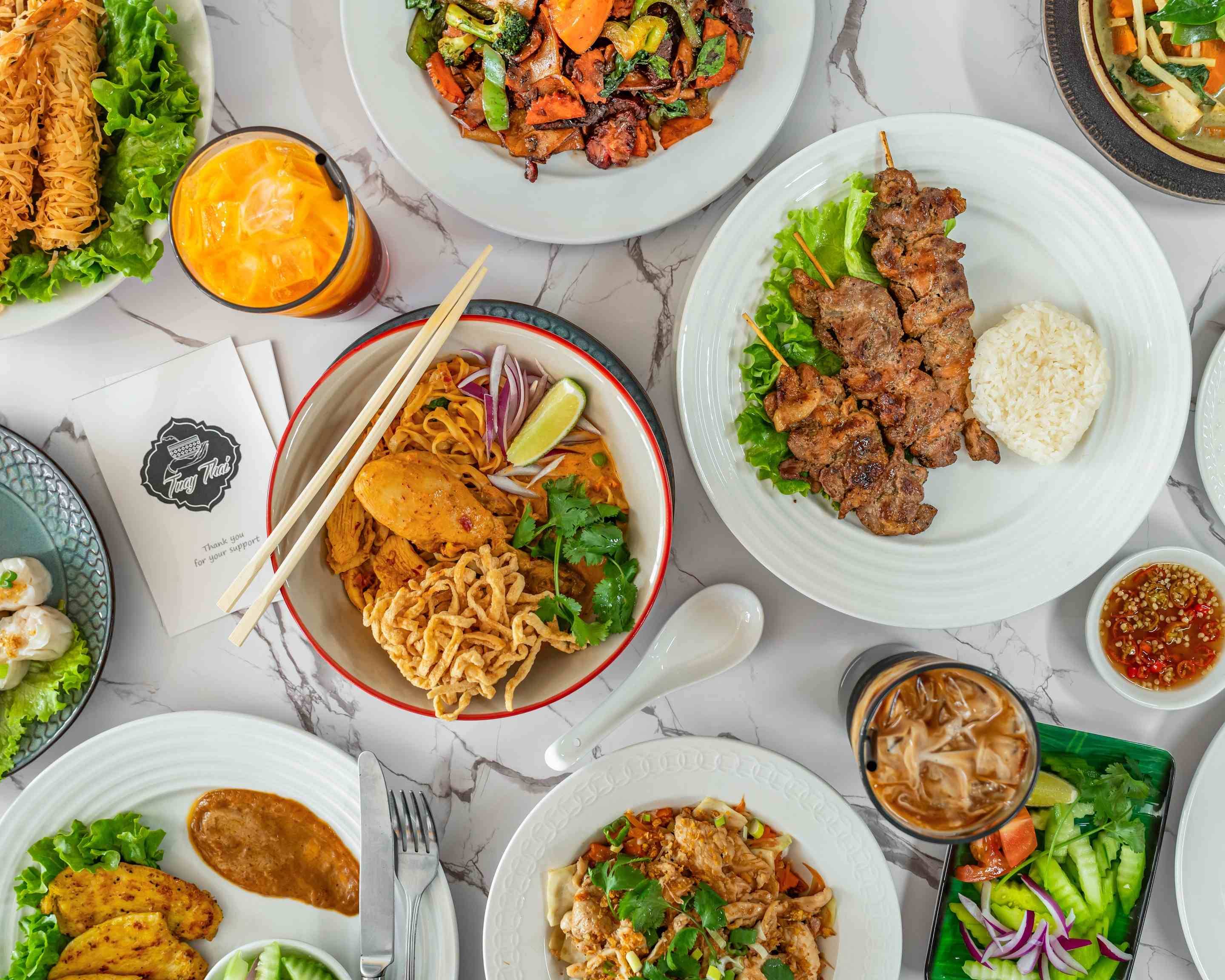 Order Tuay Thai Restaurant - Menu & Prices - Palos Heights Delivery ...