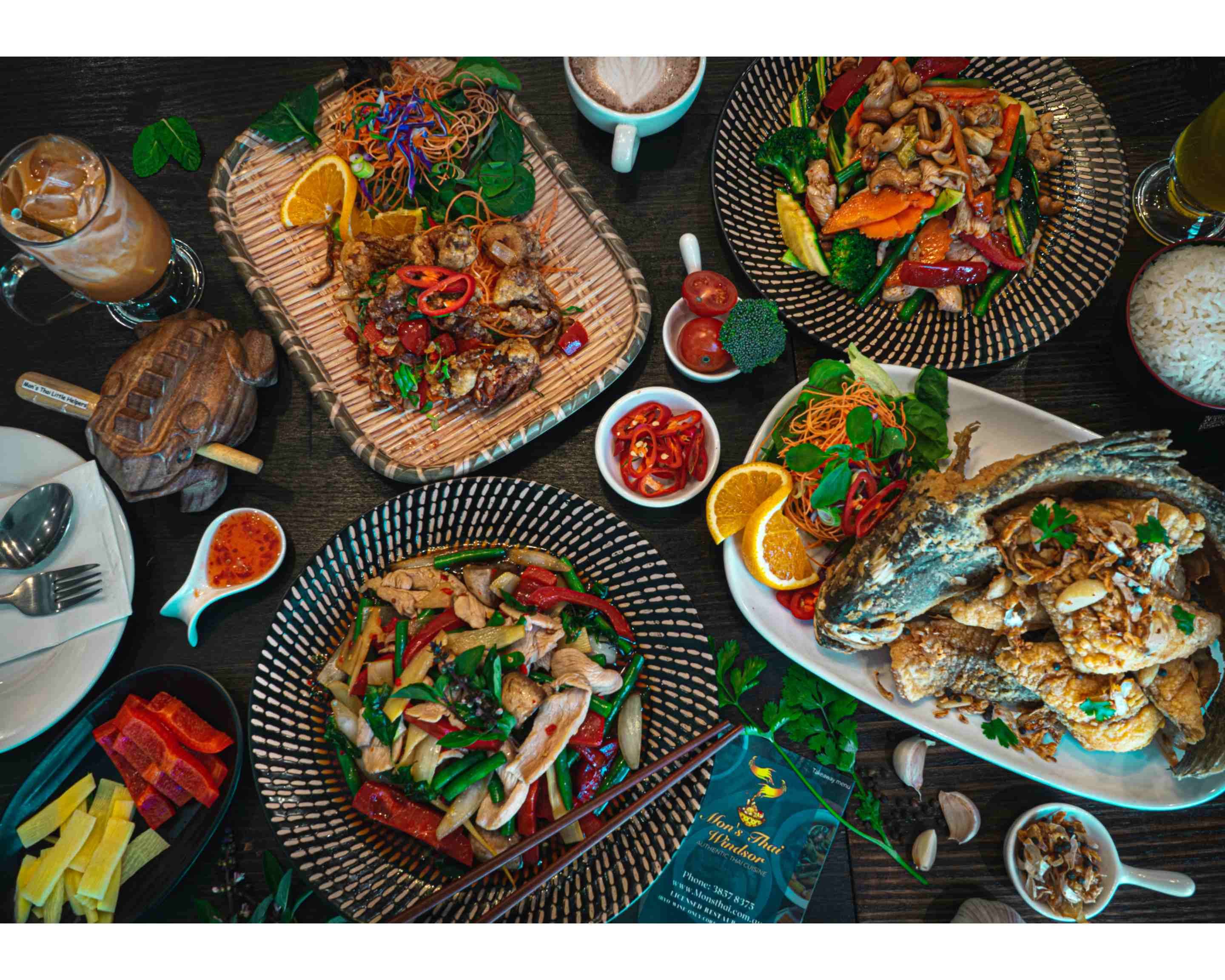 Mon's Thai Rarnaharn Restaurant Menu - Takeout in Brisbane | Delivery ...