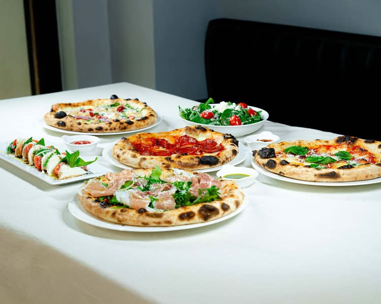 Pepperoni pizza Delivery in Vancouver | Discover Pepperoni pizza ...