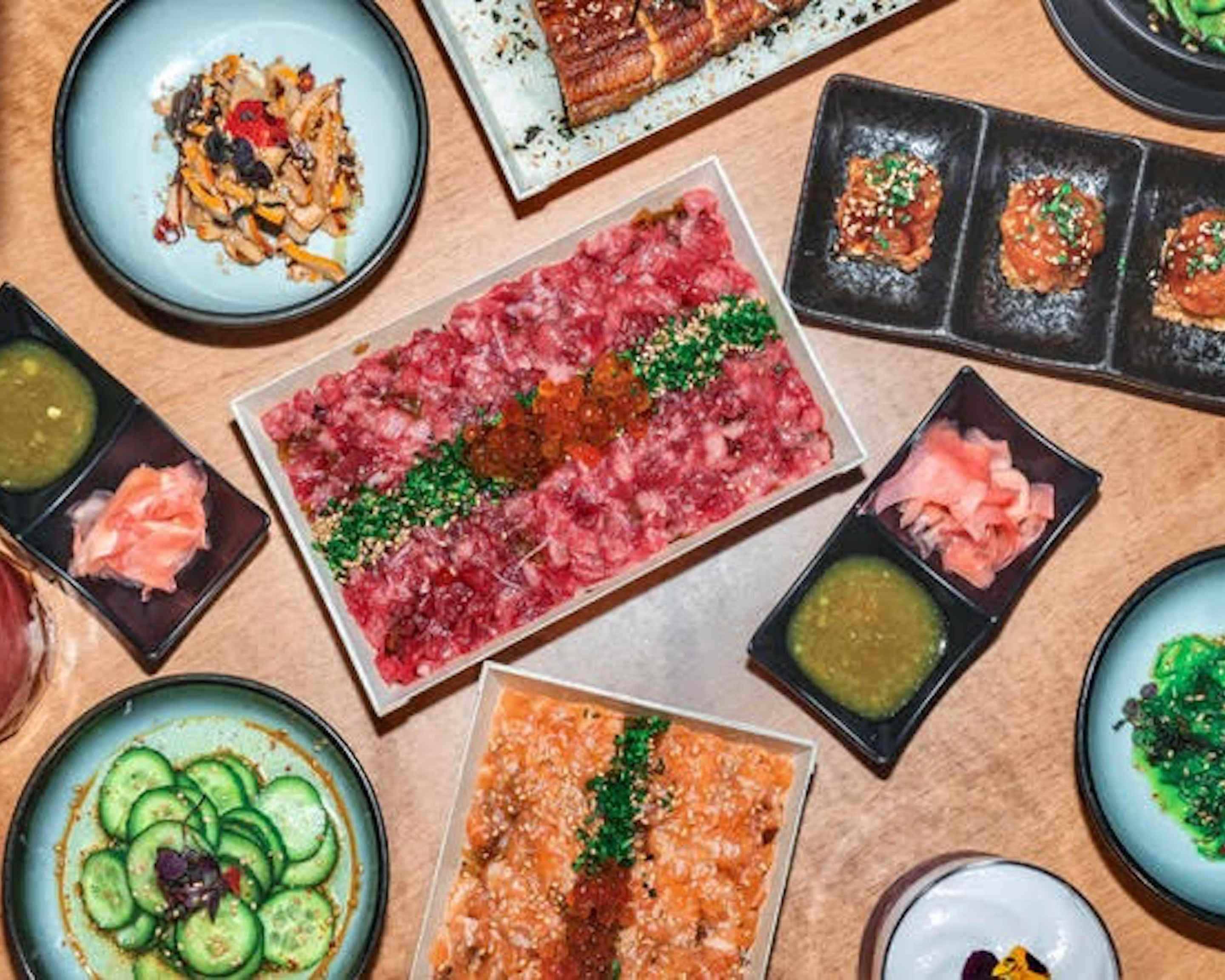 Order Rol Hand Roll Bar - Fountain Valley Menu Delivery in Fountain ...