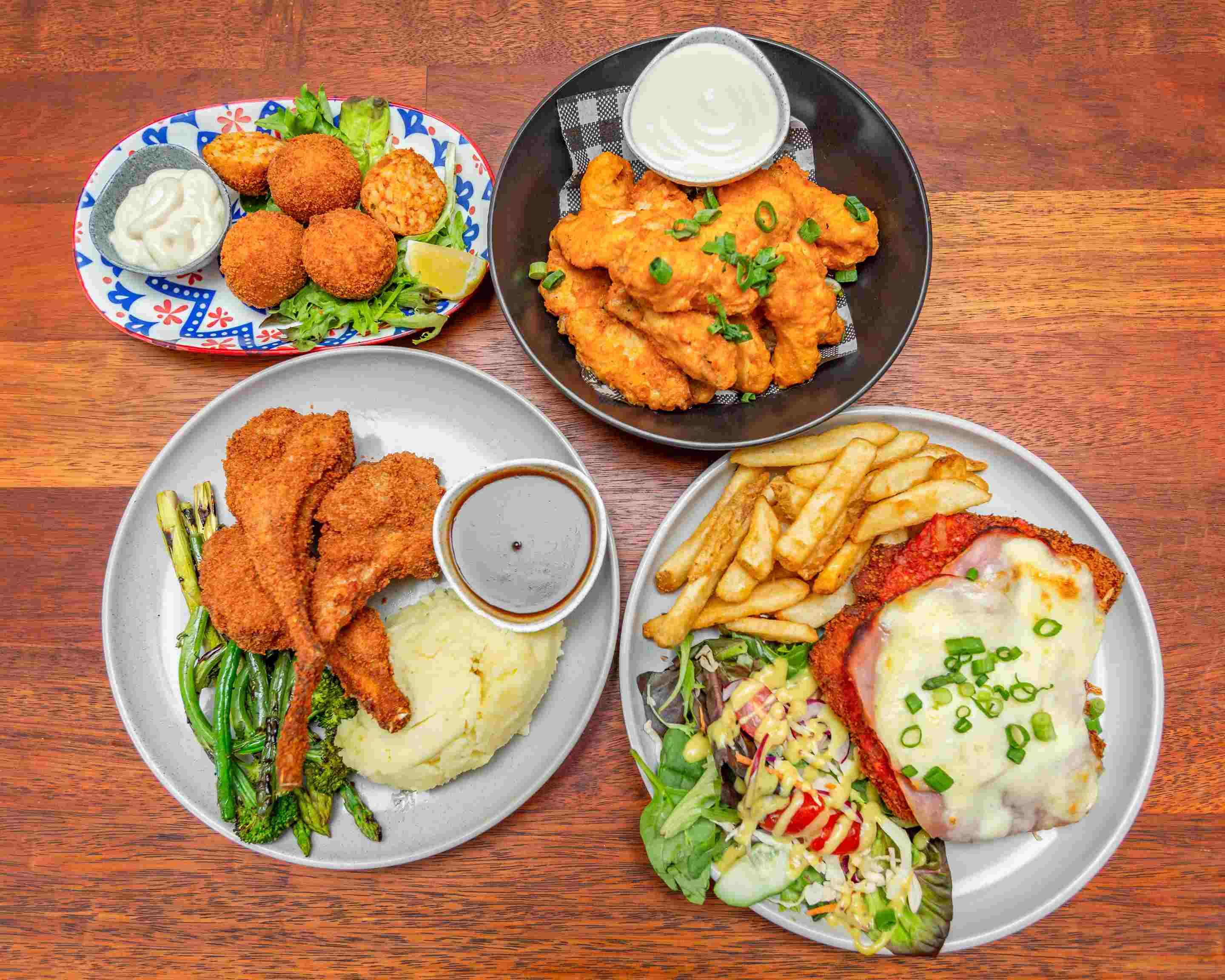 Order Metropolitan Hotel (Maitland) Menu Delivery and Takeaway in ...