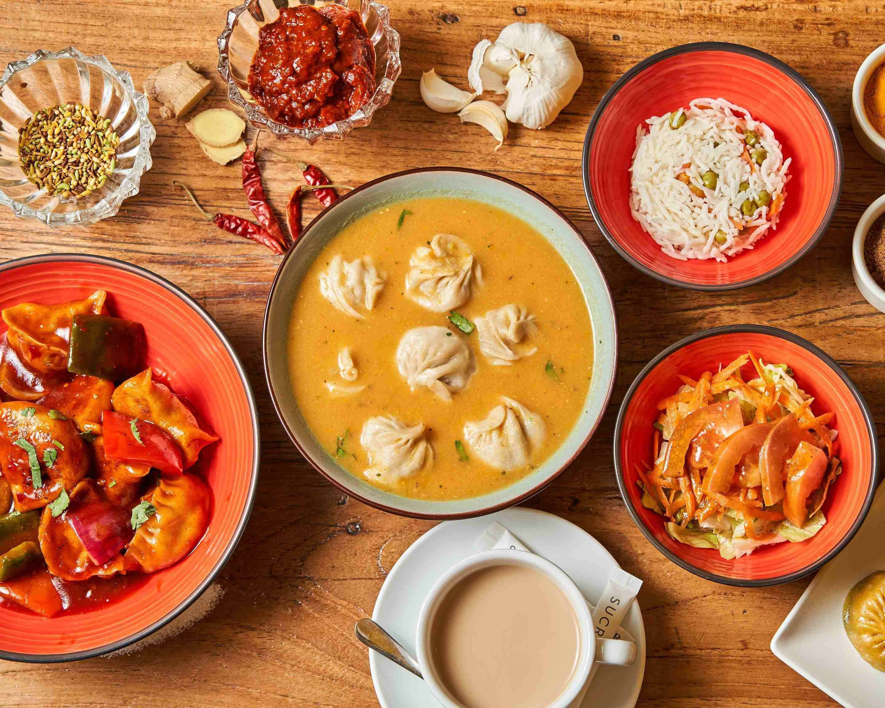 Momo House 🥟 Rue Montmartre menu et prix - Livraison à Paris - Uber Eats