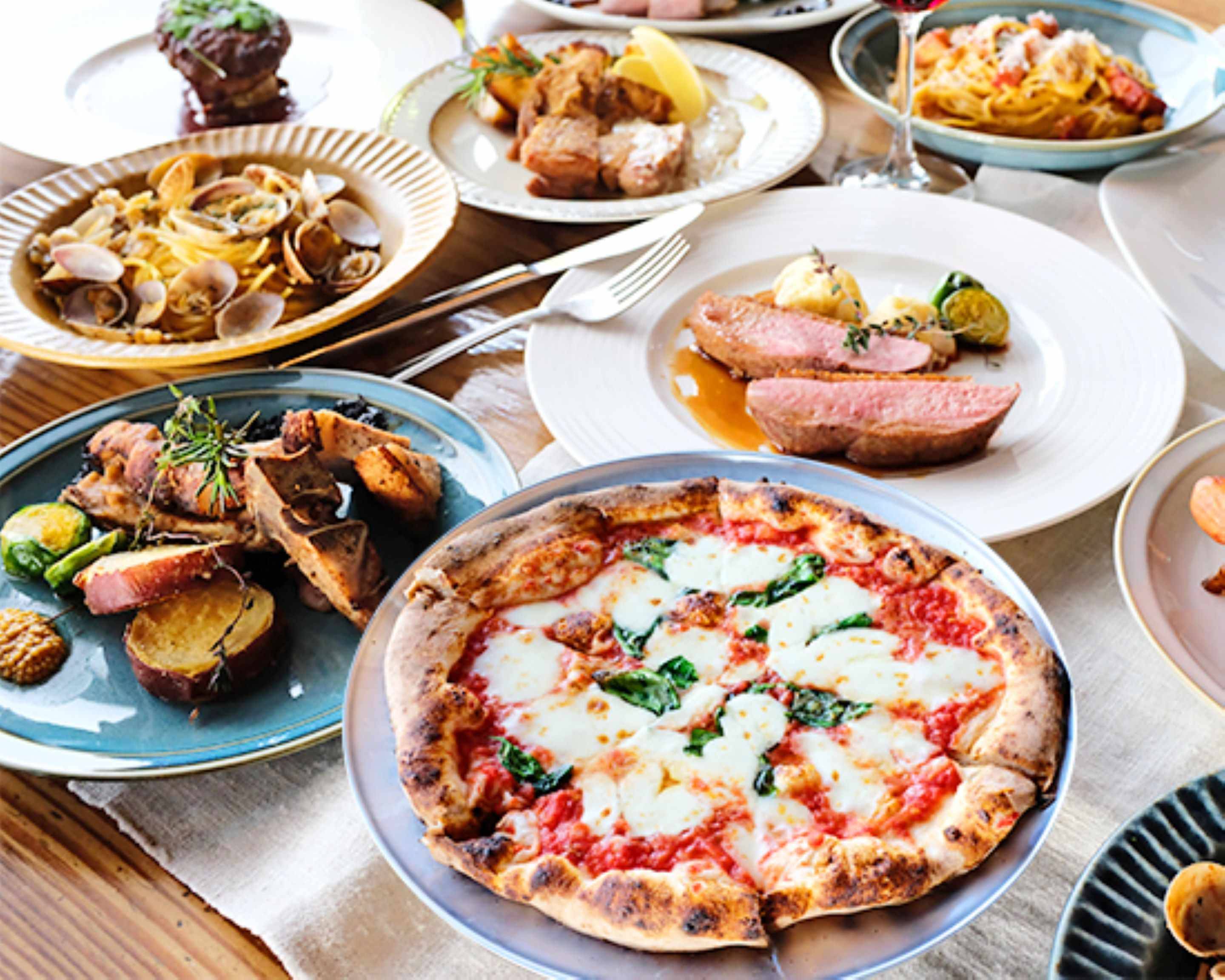 【金沢ピザ】カルロ チェントロ CARLO CENTRO の出前・宅配・テイクアウトメニュー | ウーバーイーツ