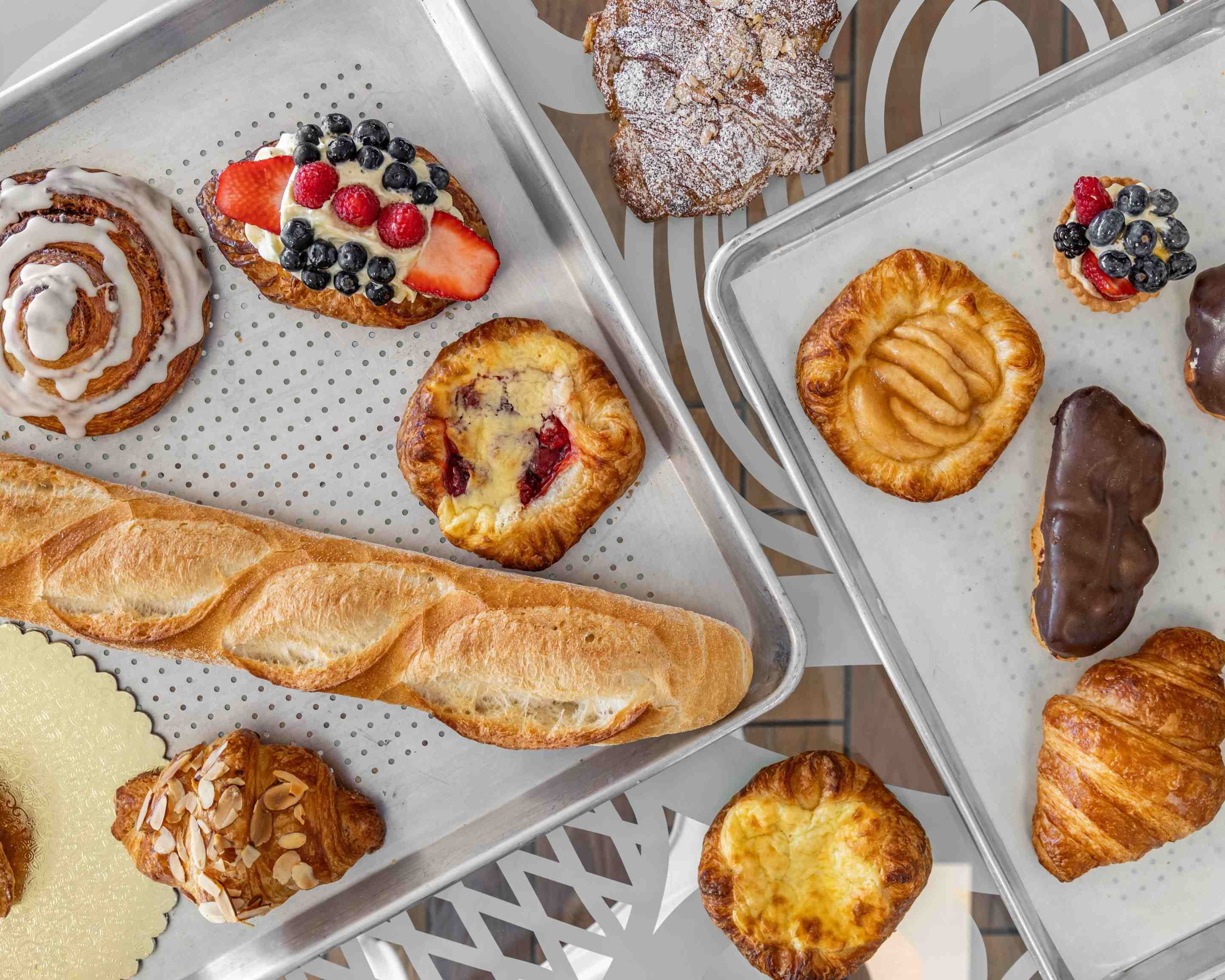 Order Le Croissant French Bakery Menu Delivery【Menu & Prices ...