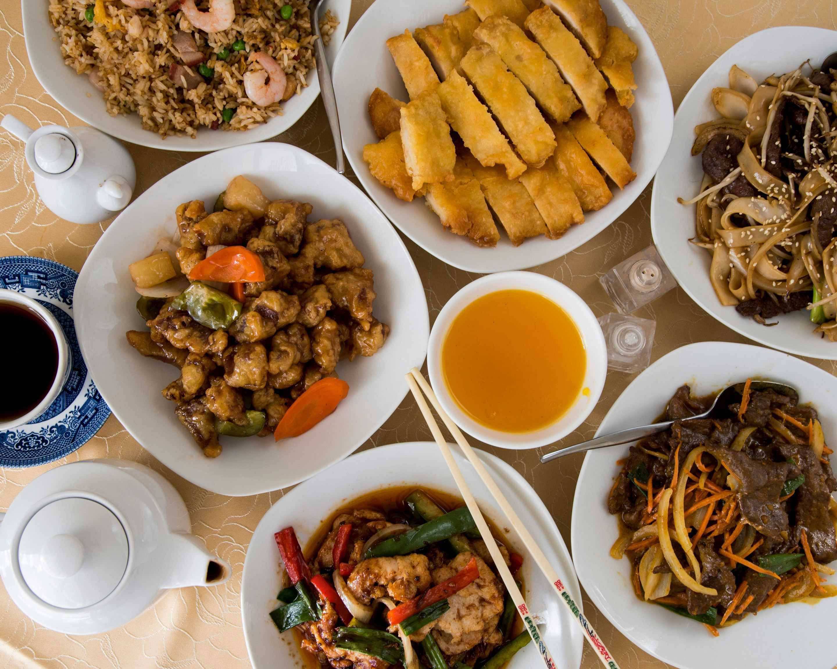 Chung's Kitchen Restaurant Menu - Takeout in Perth | Delivery Menu ...