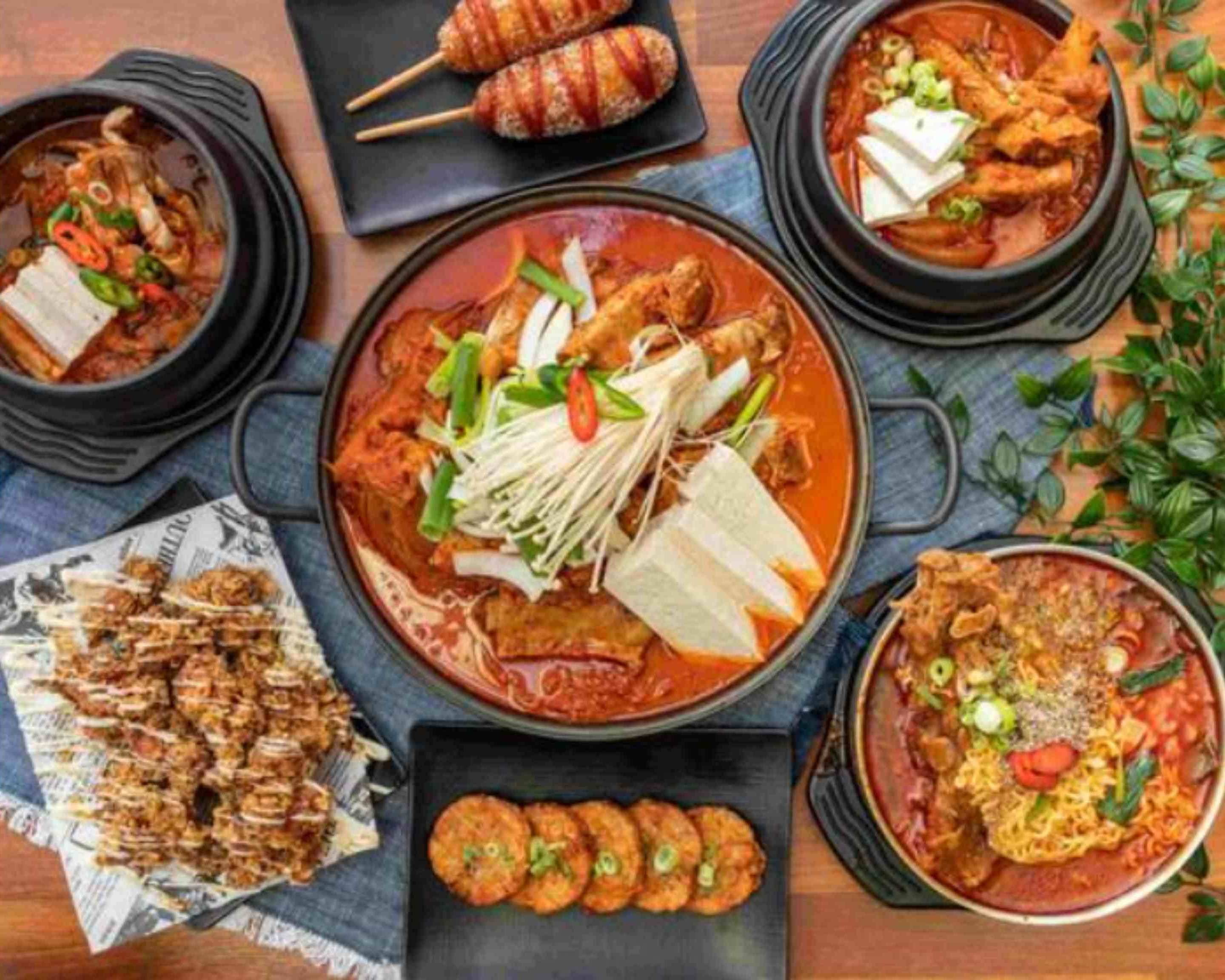 Itaewon K-Street Food (Southport) Menu Takeout in Gold Coast | Delivery ...