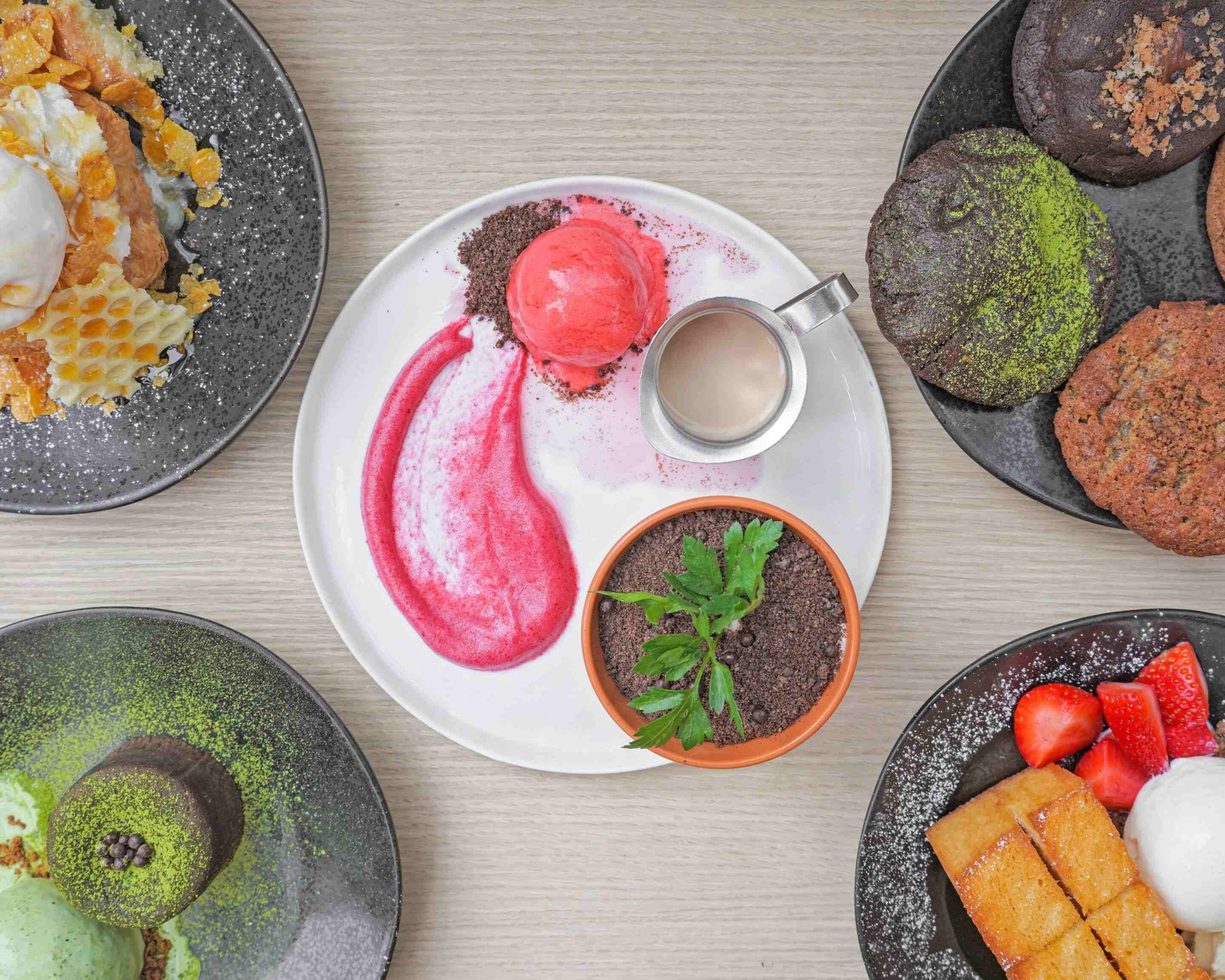 Order Spot Dessert Bar (New York) Menu Delivery in New York City | Menu ...