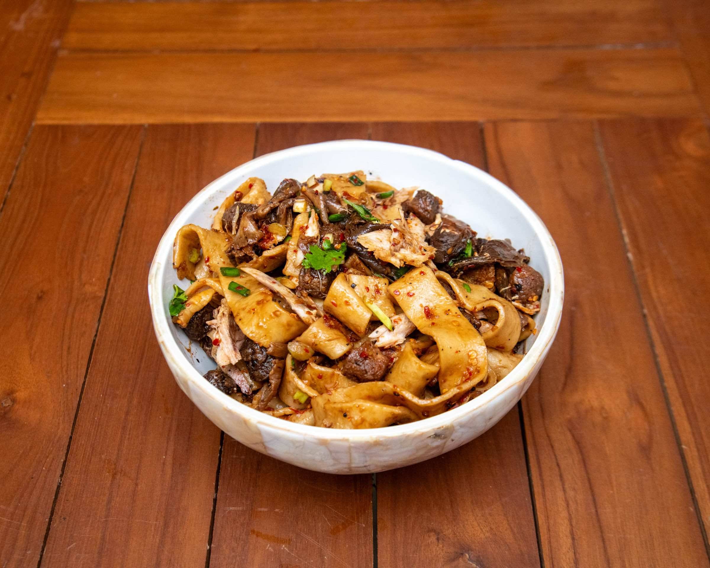 Order Noods Menu Delivery【Menu & Prices】| Colombo | Uber Eats