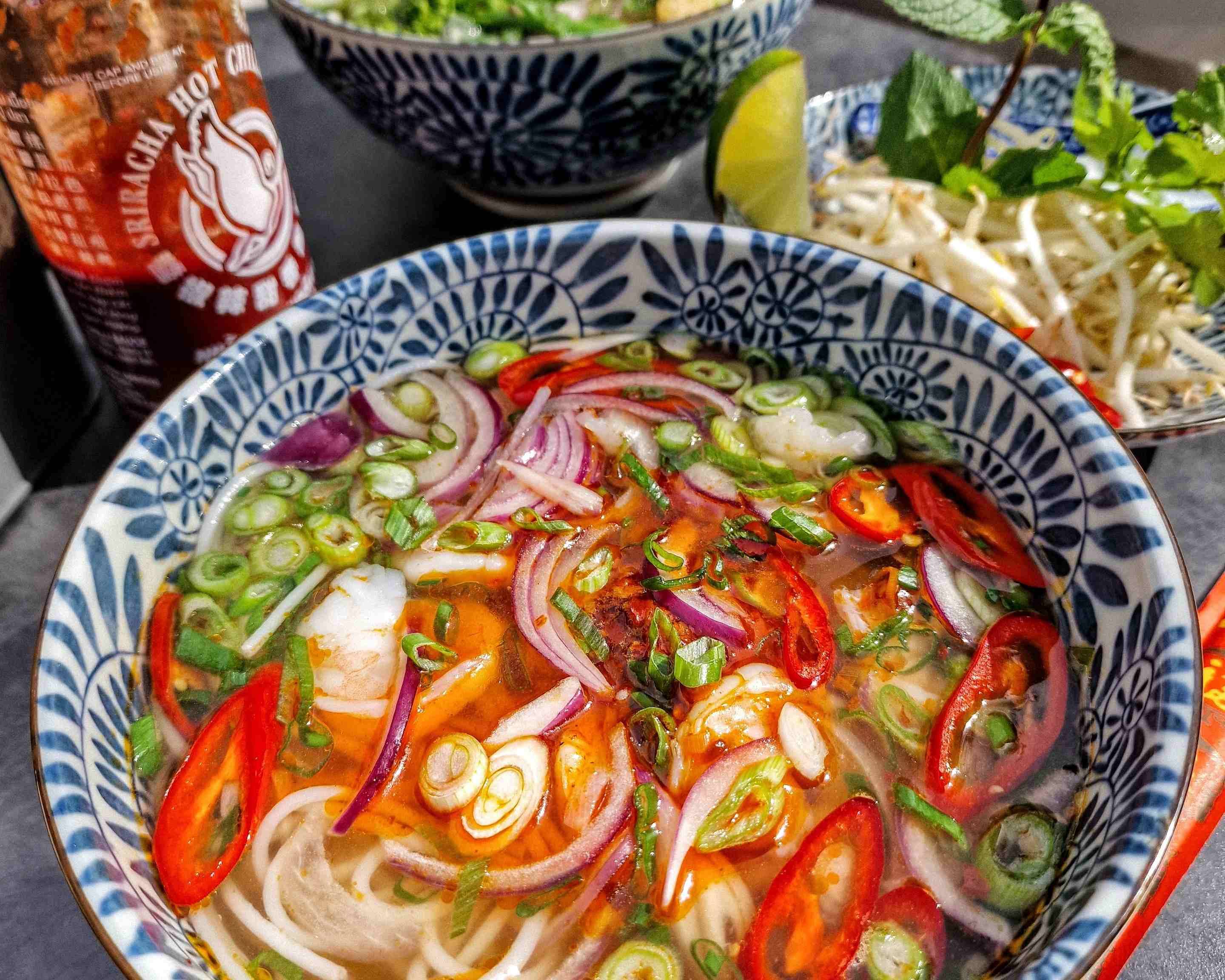 Hello Oriental - Rice, Paper & Pho Menu & Prices - Manchester Delivery ...